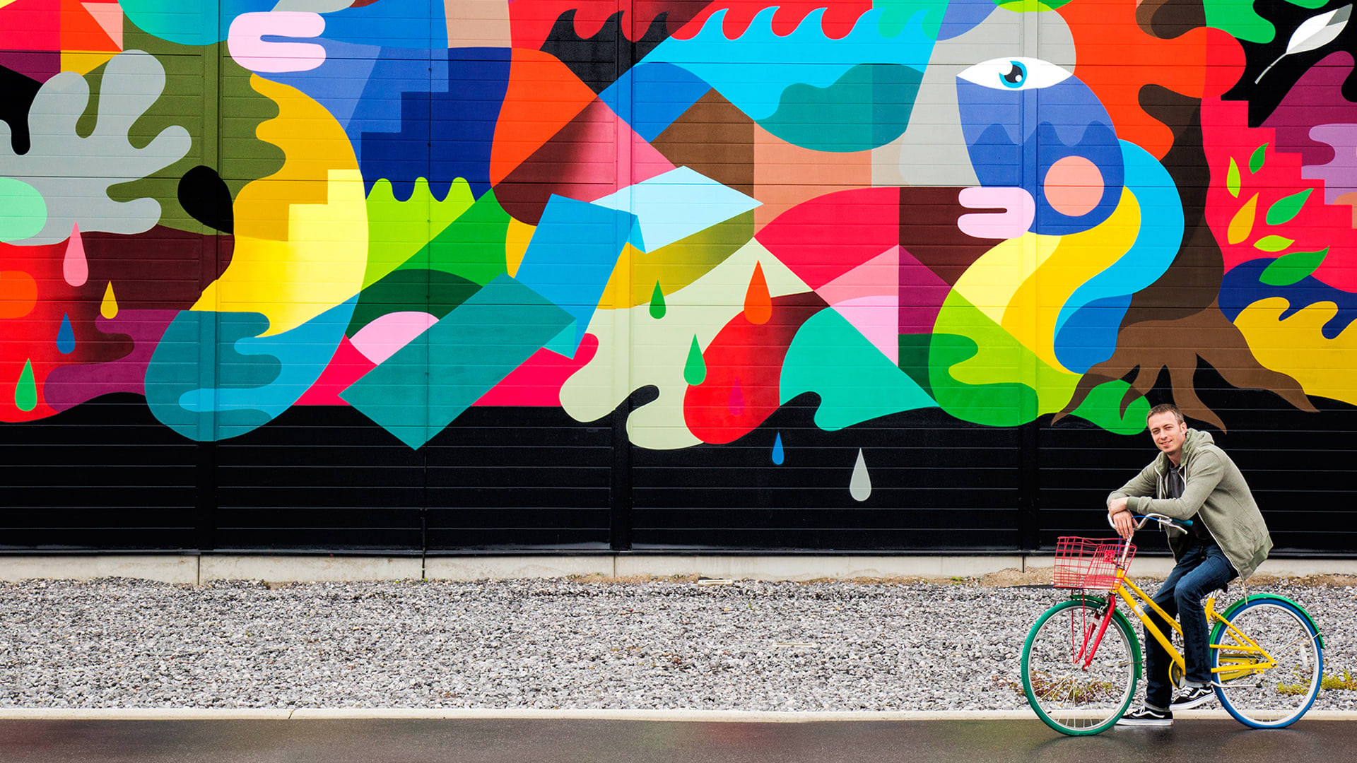 Google Is Enlisting Artists To Paint Its Massive Data Centers - Fast ...