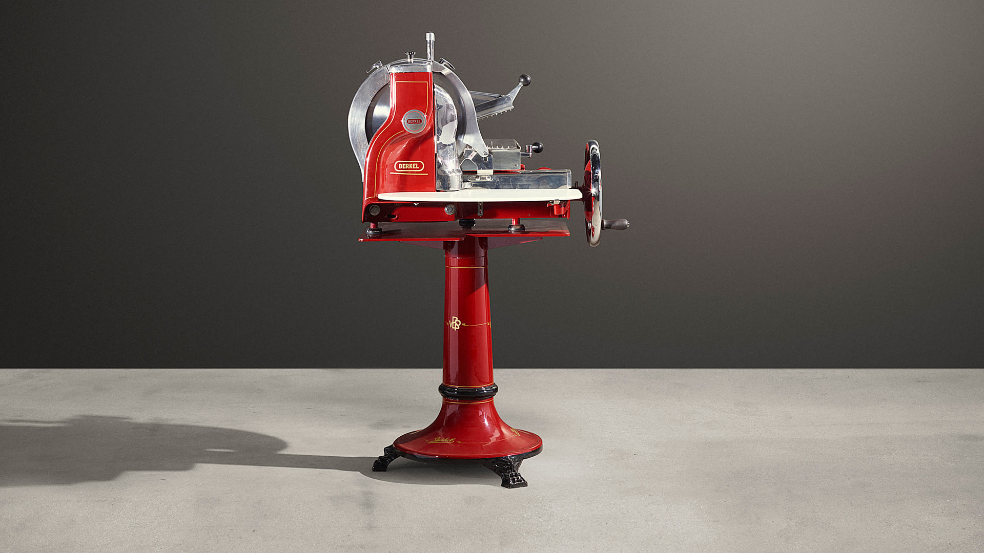 Why These 100-Year-Old Meat Slicers Are Still Beloved By Chefs - Fast ...