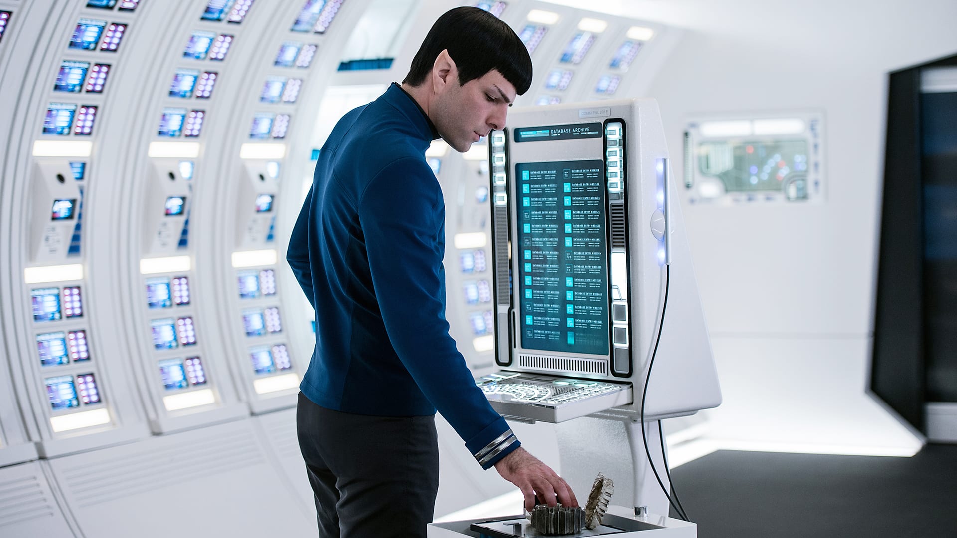 More "Star Trek" Tech In Real Life: The Qualcomm Tricorder XPrize ...