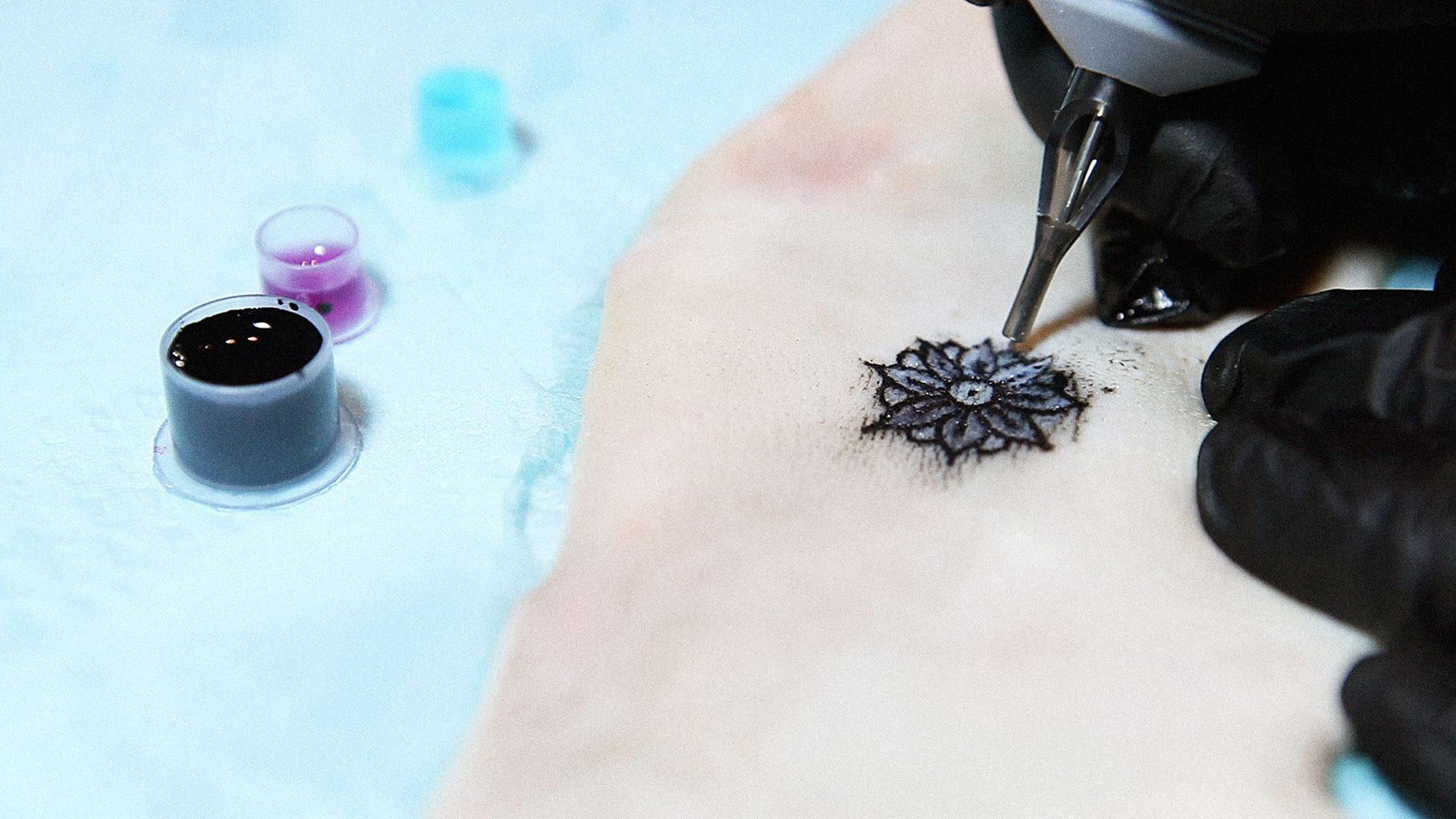 These Color-Changing Tattoos Monitor Your Health, No Wearable Needed ...