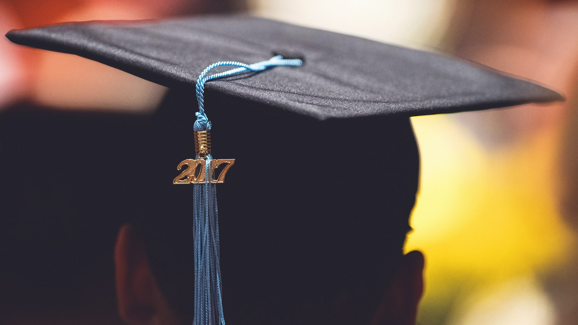 What These New Grads Wish They Knew Before Starting Their First Jobs ...