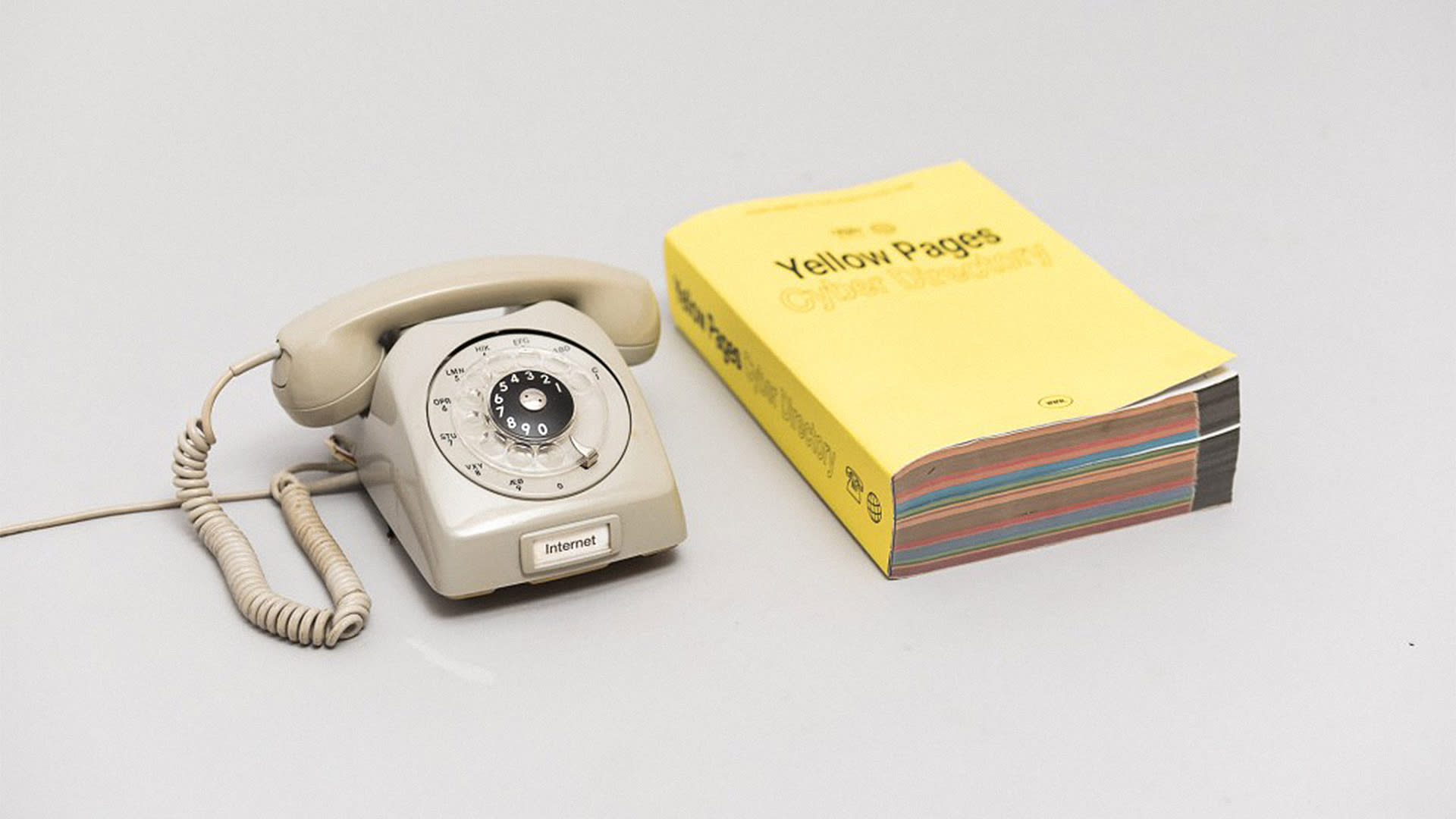 This Rotary Phone Is A Delightfully Analog Way To Read The Web - Fast ...