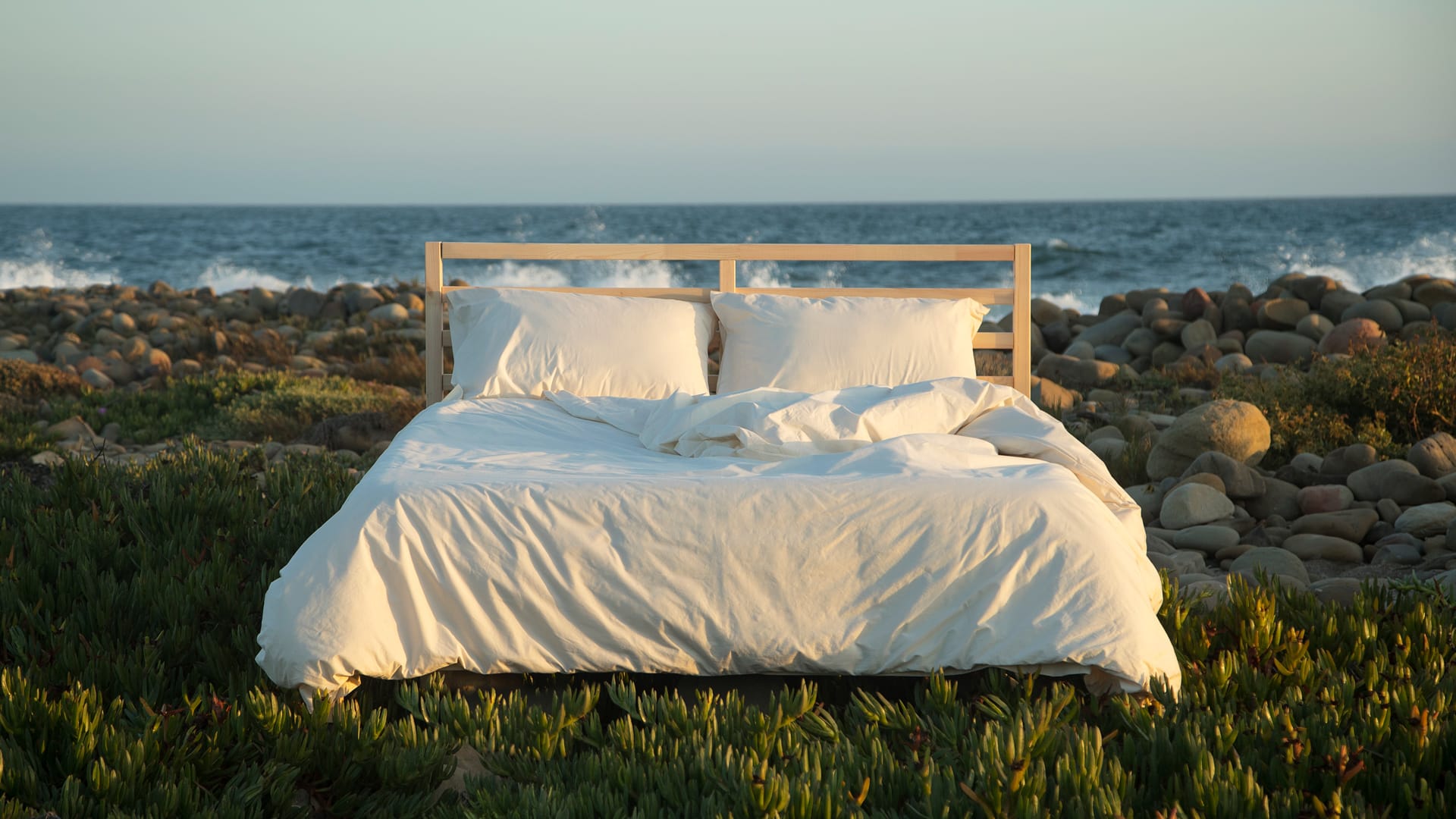 These Sheets Are Made With Just Three Things: Cotton, Rainwater, and ...