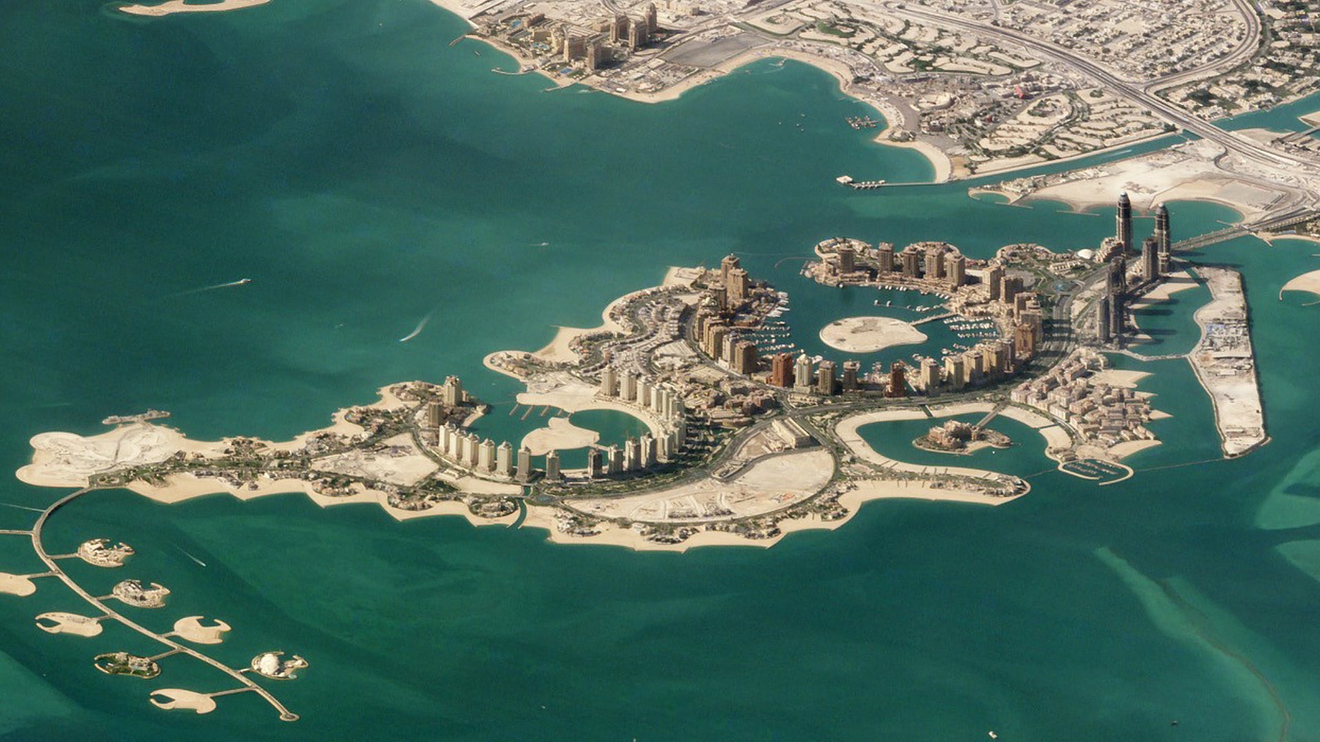 These Glorious Satellite Images Visualize Earth From The Side - Fast ...