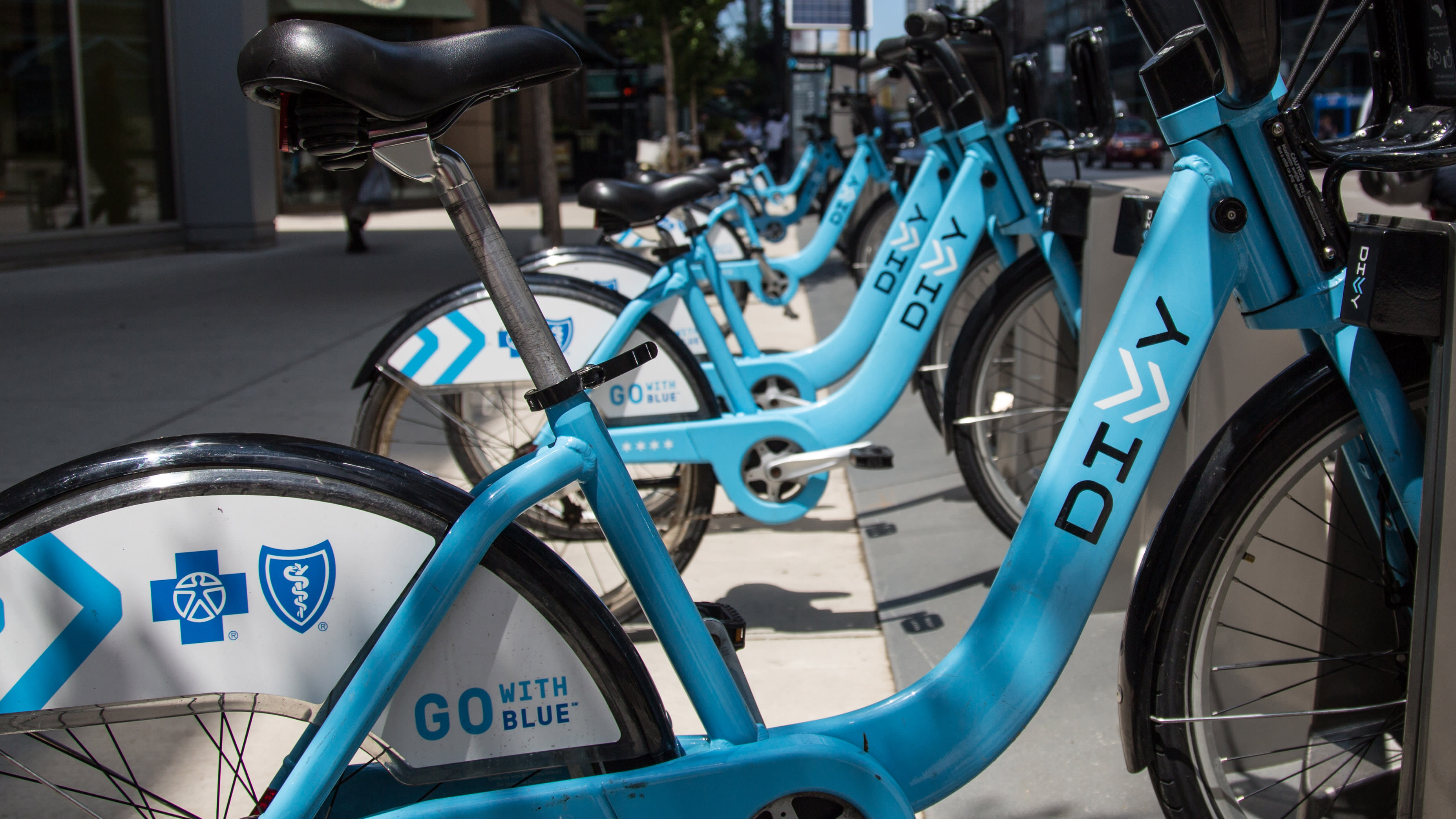 Apple Maps just added bike-sharing data for 175 cities - Fast Company