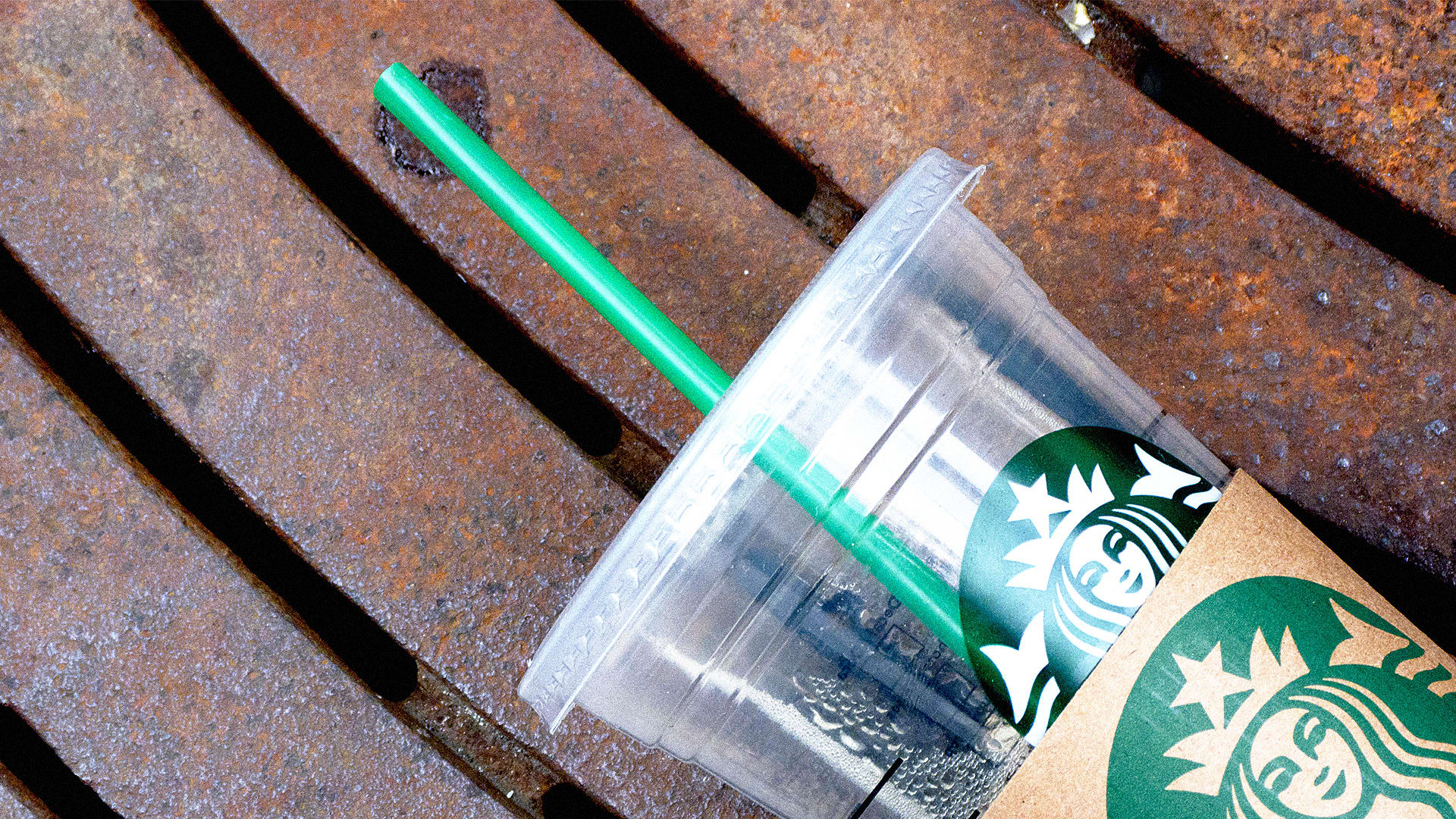 Starbucks Generates An Astronomical Amount Of Waste-Can It Stop? - Fast ...