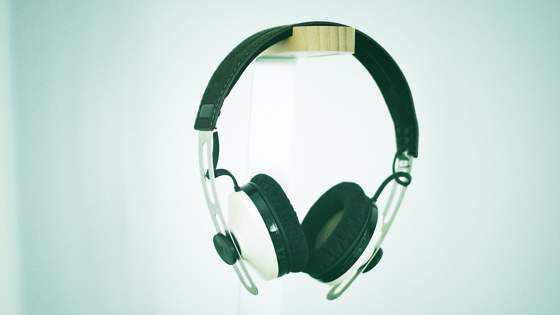 Listen Up! News Aggregator Techmeme Is Launching A Podcast - Fast Company