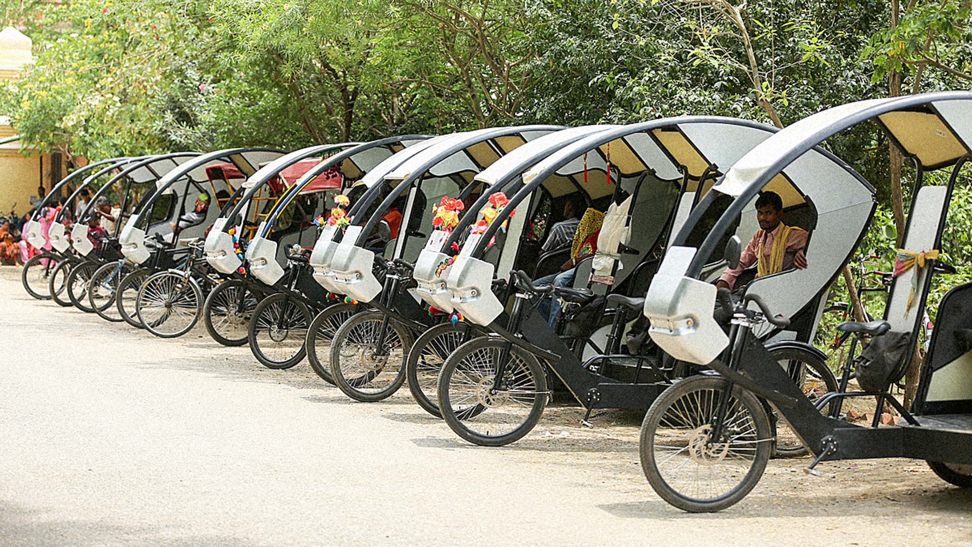 Can This New Electric Rickshaw Stop Cars From Taking Over Asian Cities ...
