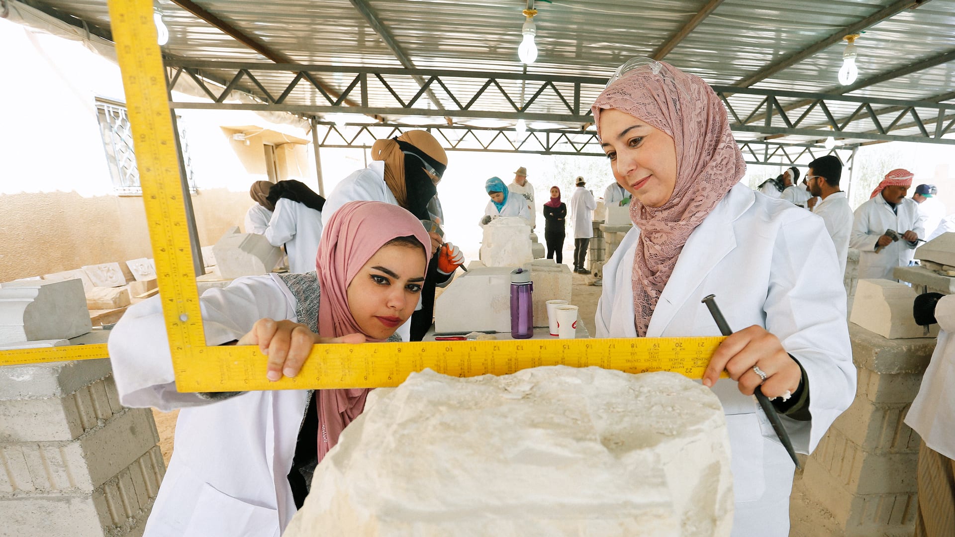 To Rebuild Syria's Lost Monuments, These Refugees Are Learning ...