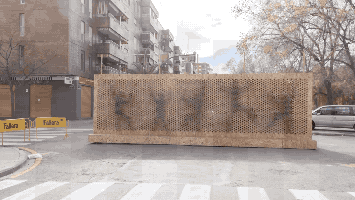 Someone built a super-sized pin screen toy - Fast Company