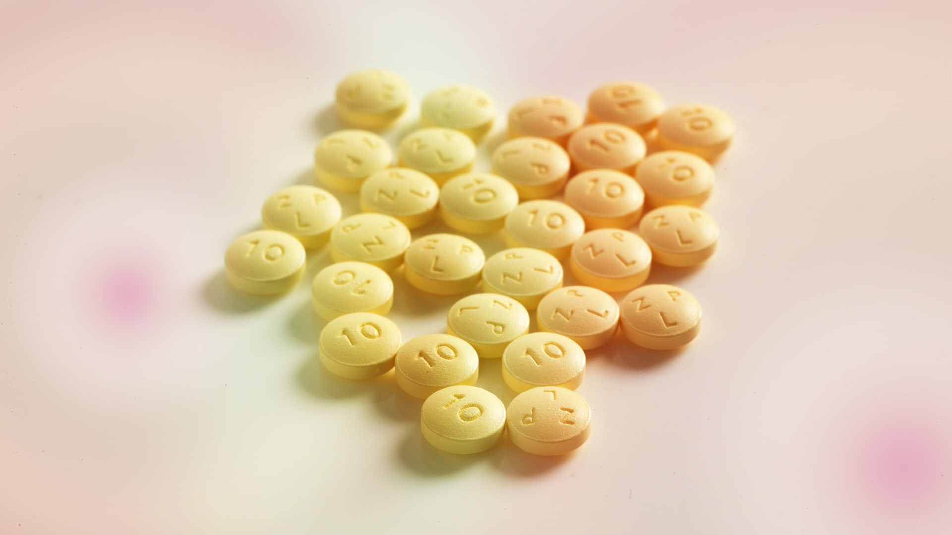 Instagram is helping addicts connect with drug dealers - Fast Company