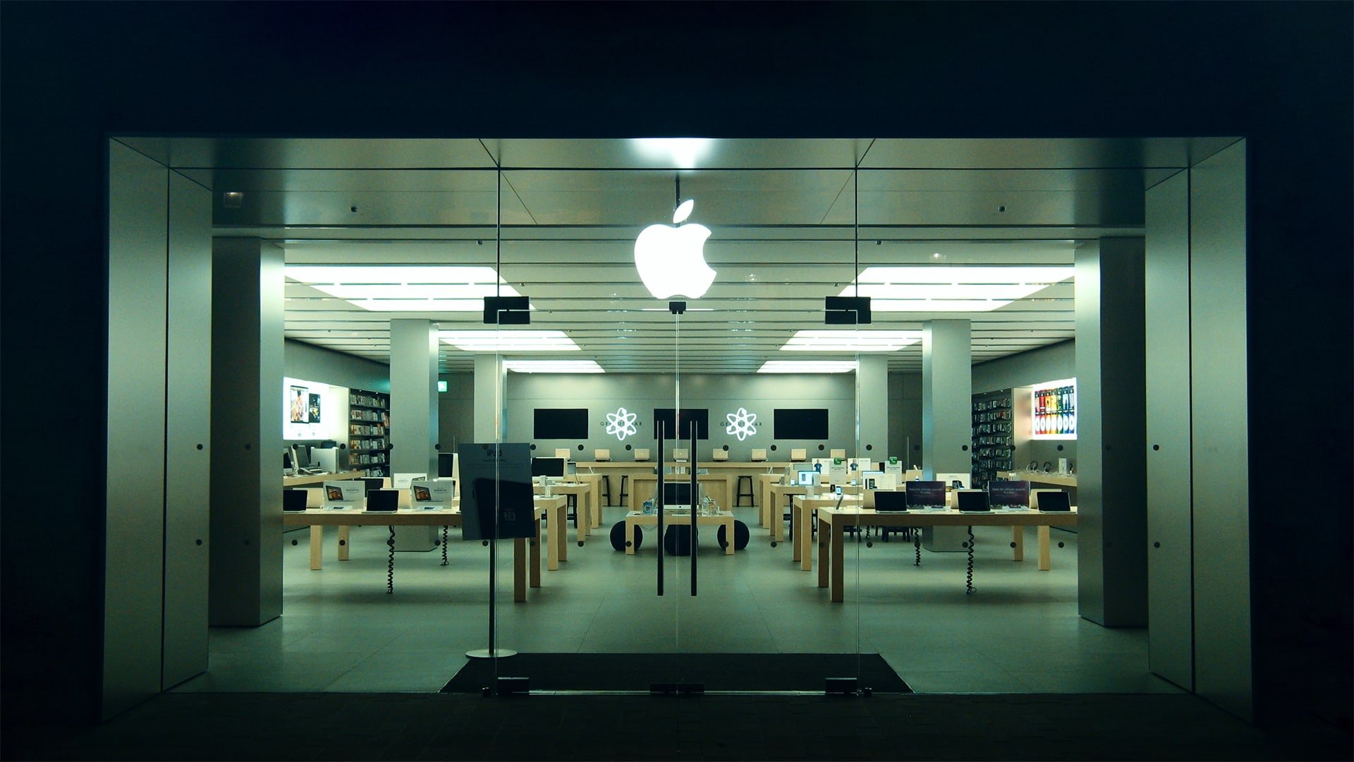 The disturbing truth behind Apple's bad iPhone news - Fast Company