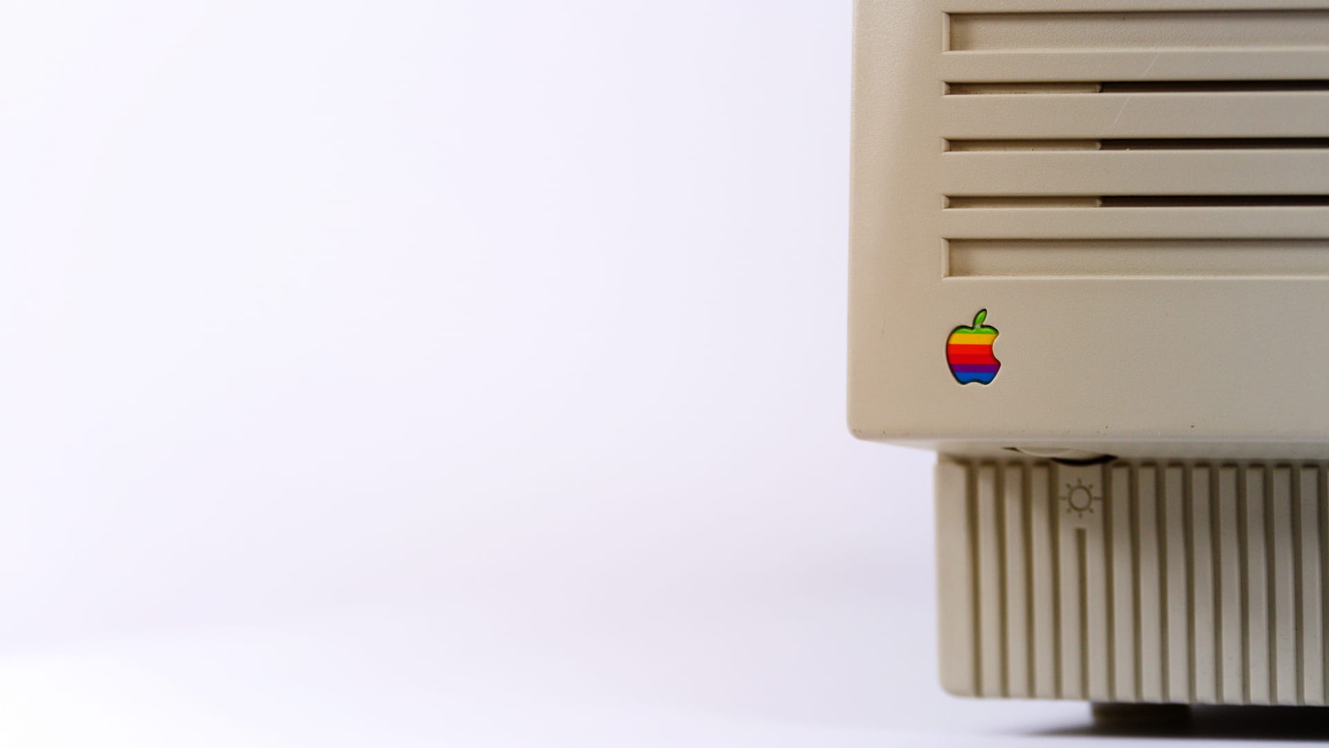 The Mac turns 35 today, and here's a nifty 1985 recap of year one ...