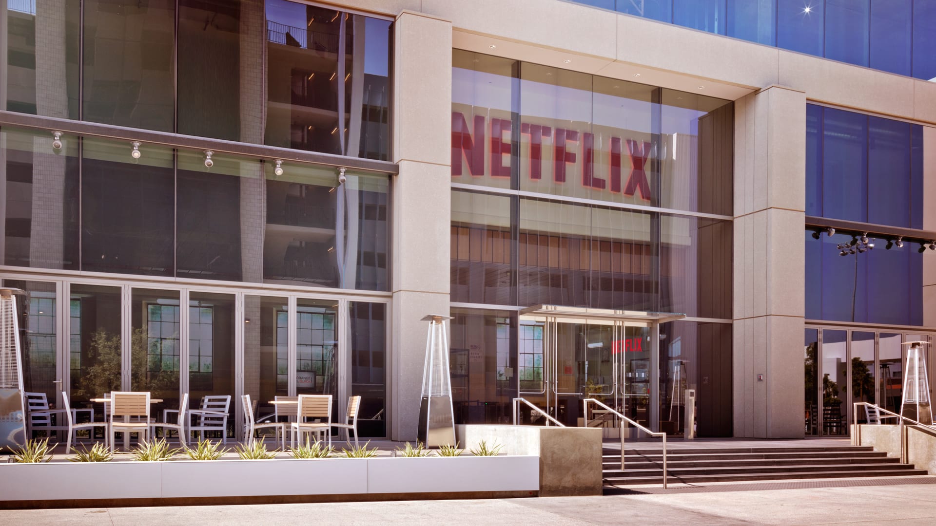 The Netflix lockdown ended safely and without incident - Fast Company