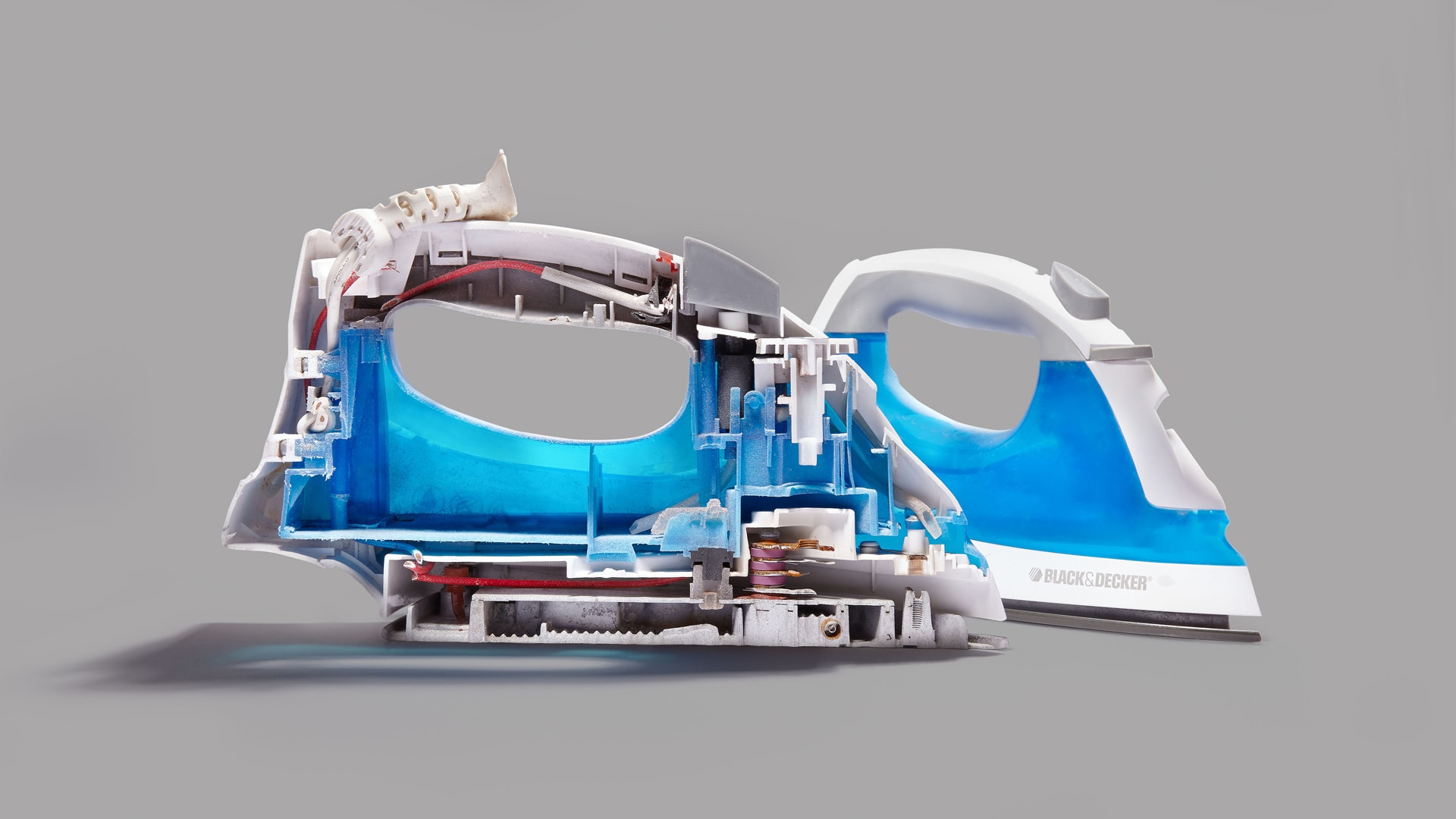 These oddly satisfying photos reveal the inner workings of everyday ...