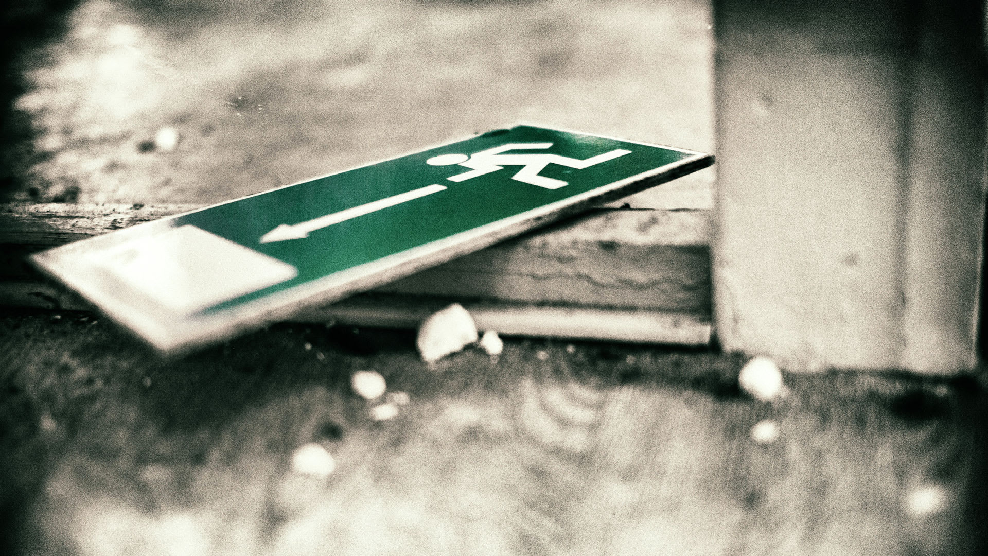 5 signs that you need to leave your current job now - Fast Company