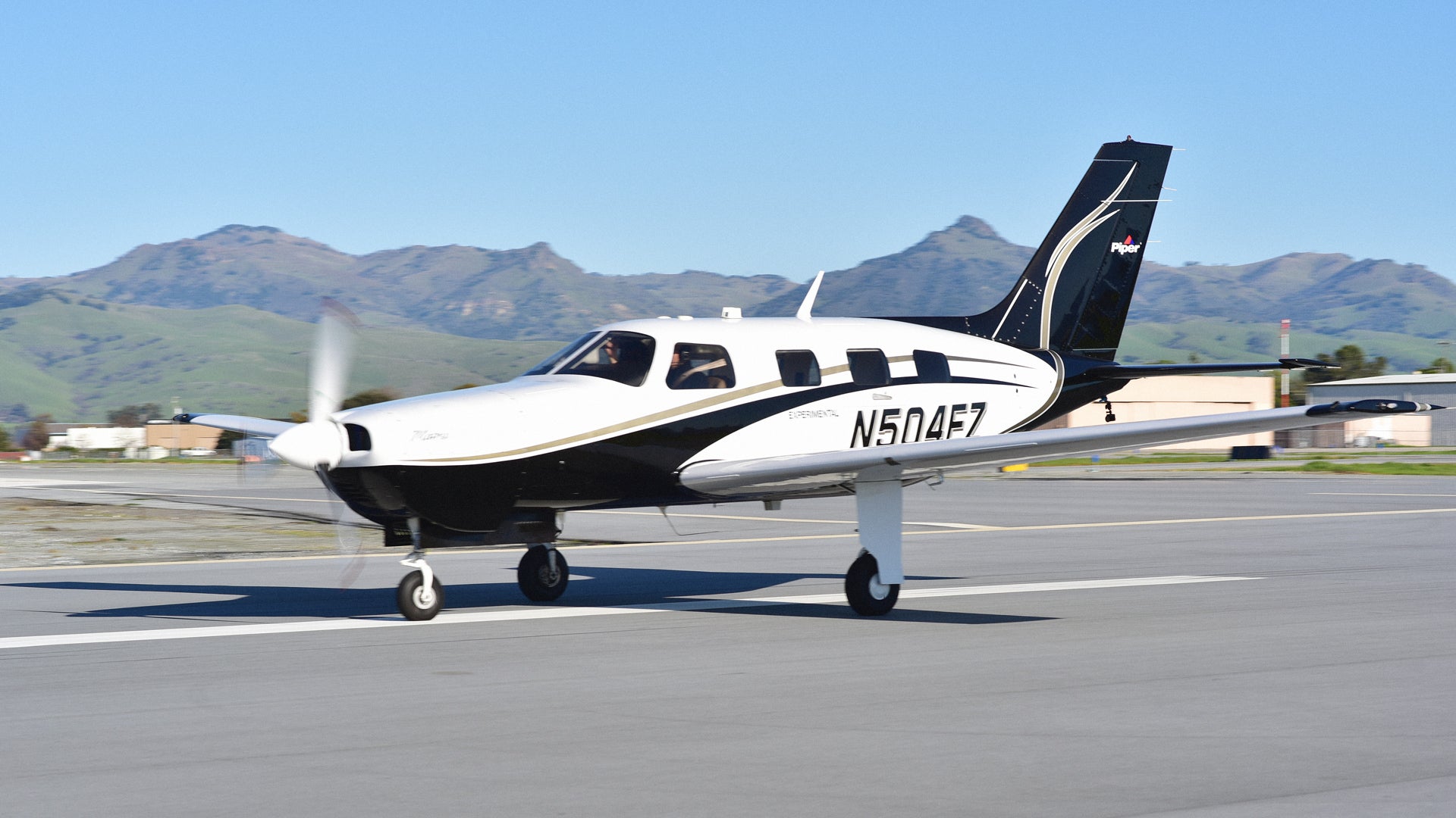 This plane can fly 500 miles, powered entirely by hydrogen - Fast Company