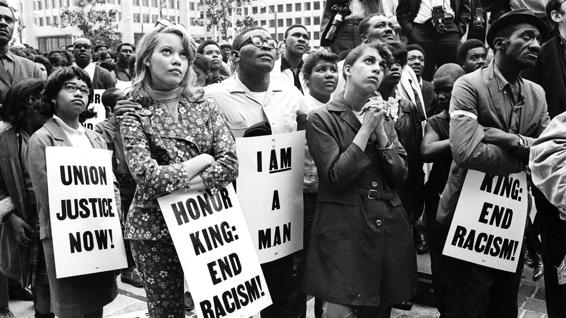 These powerful fonts are based on protest movements, from civil rights ...