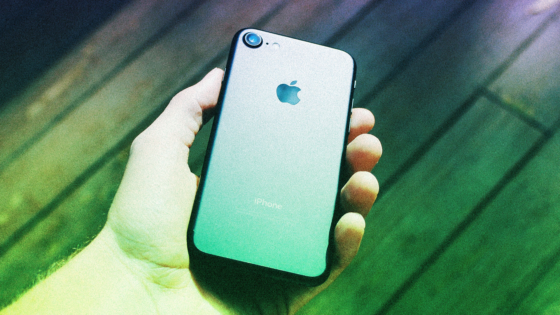 Apple's new phones are impressive. But I'll stick with my iPhone 6S ...