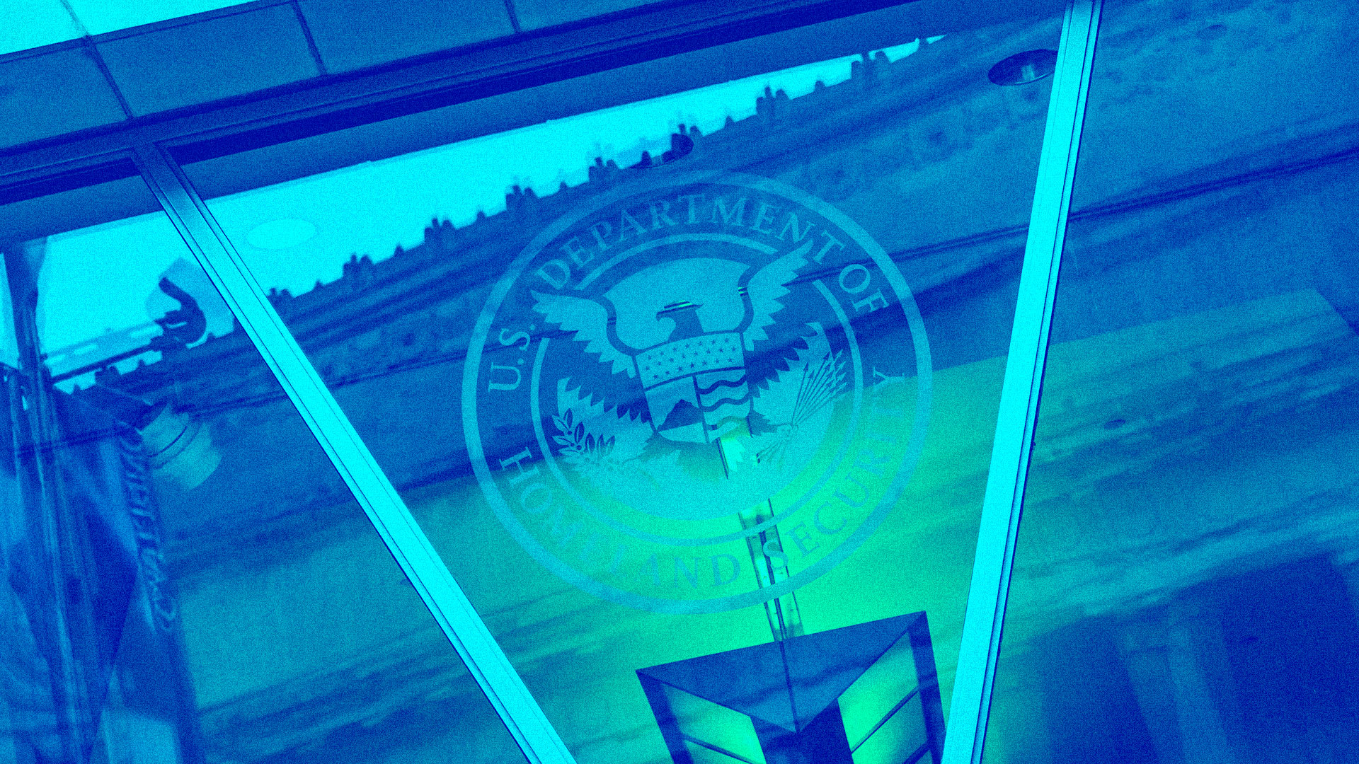 Despite the controversy, plenty of smaller tech startups work with ICE ...