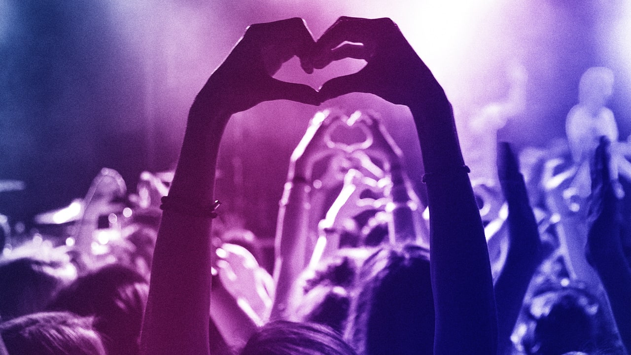 Why reaching a small group of 'super users' is more beneficial than ...