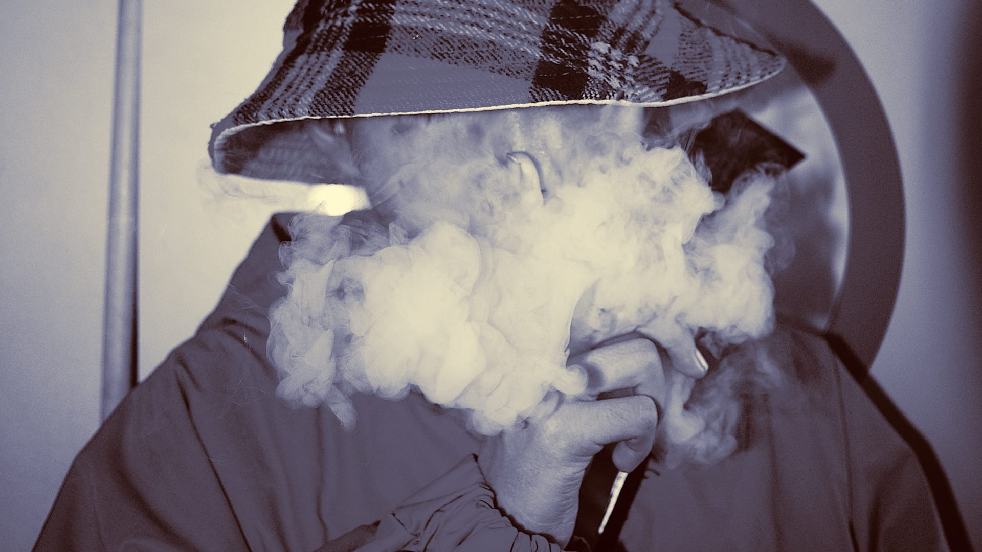 Apple pulls and bans vaping apps from the App Store - Fast Company