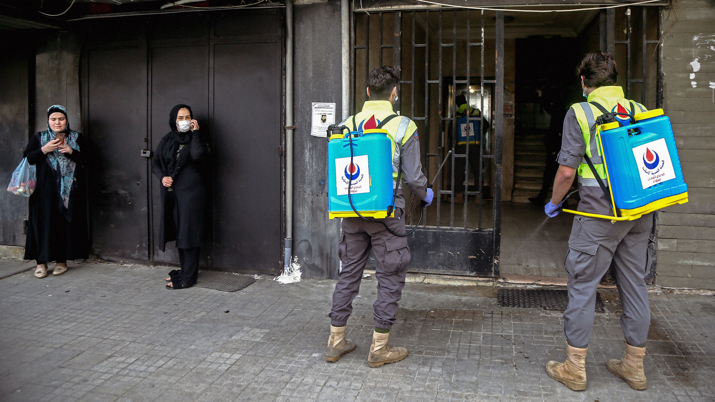 Gangs and militants are joining the global fight against the ...