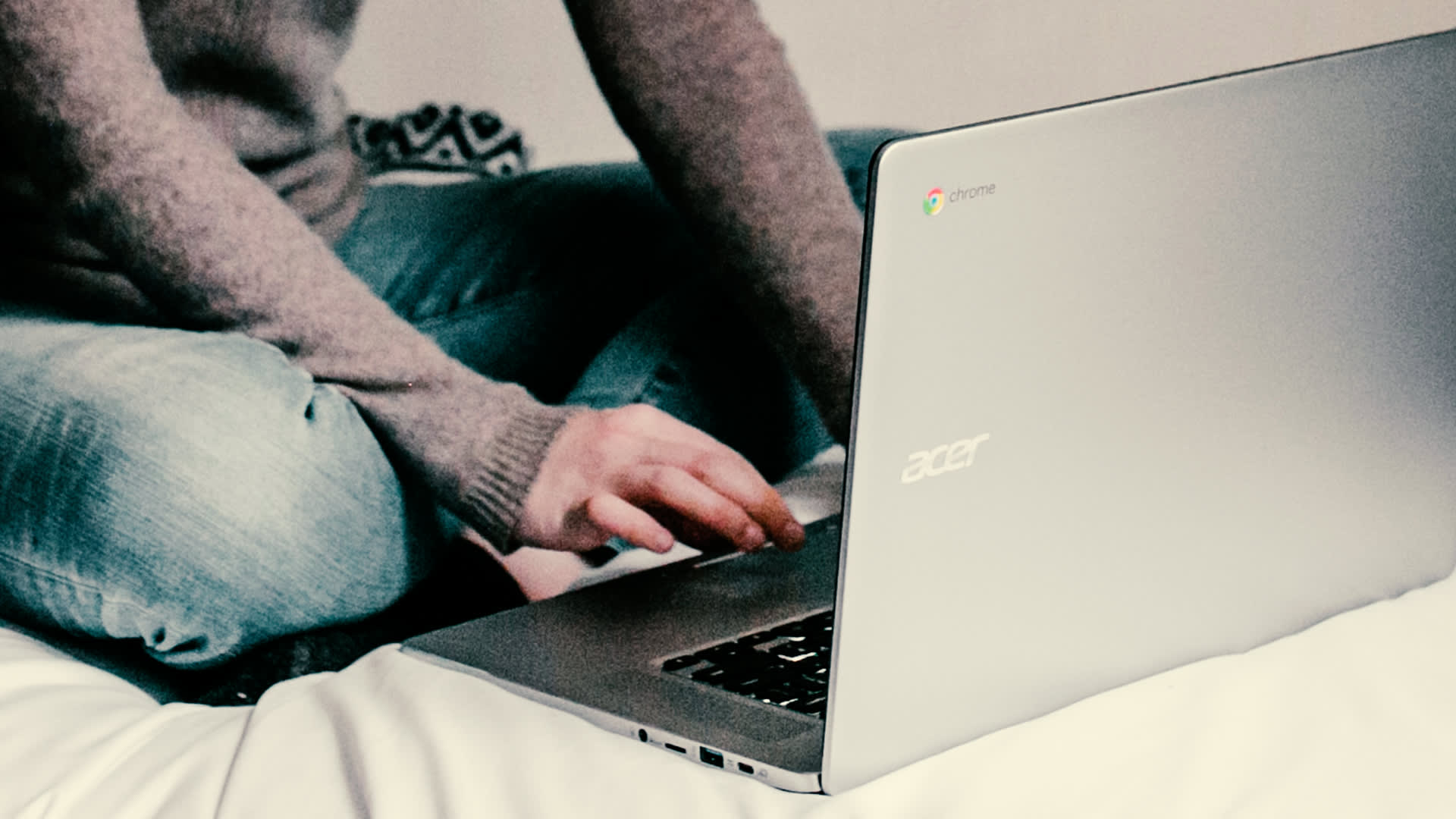 Google finally has dark mode: Here's how to activate it on iOS and ...