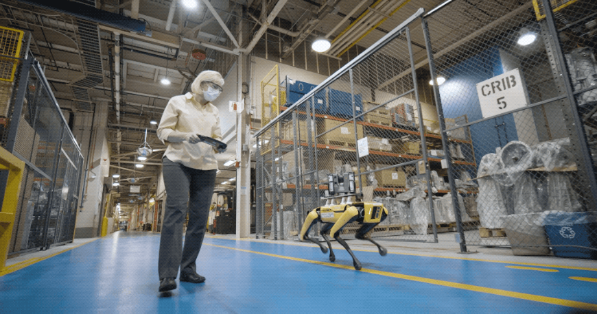 At Ford factories, Boston Dynamics's robot dog Spot is teaming up with ...