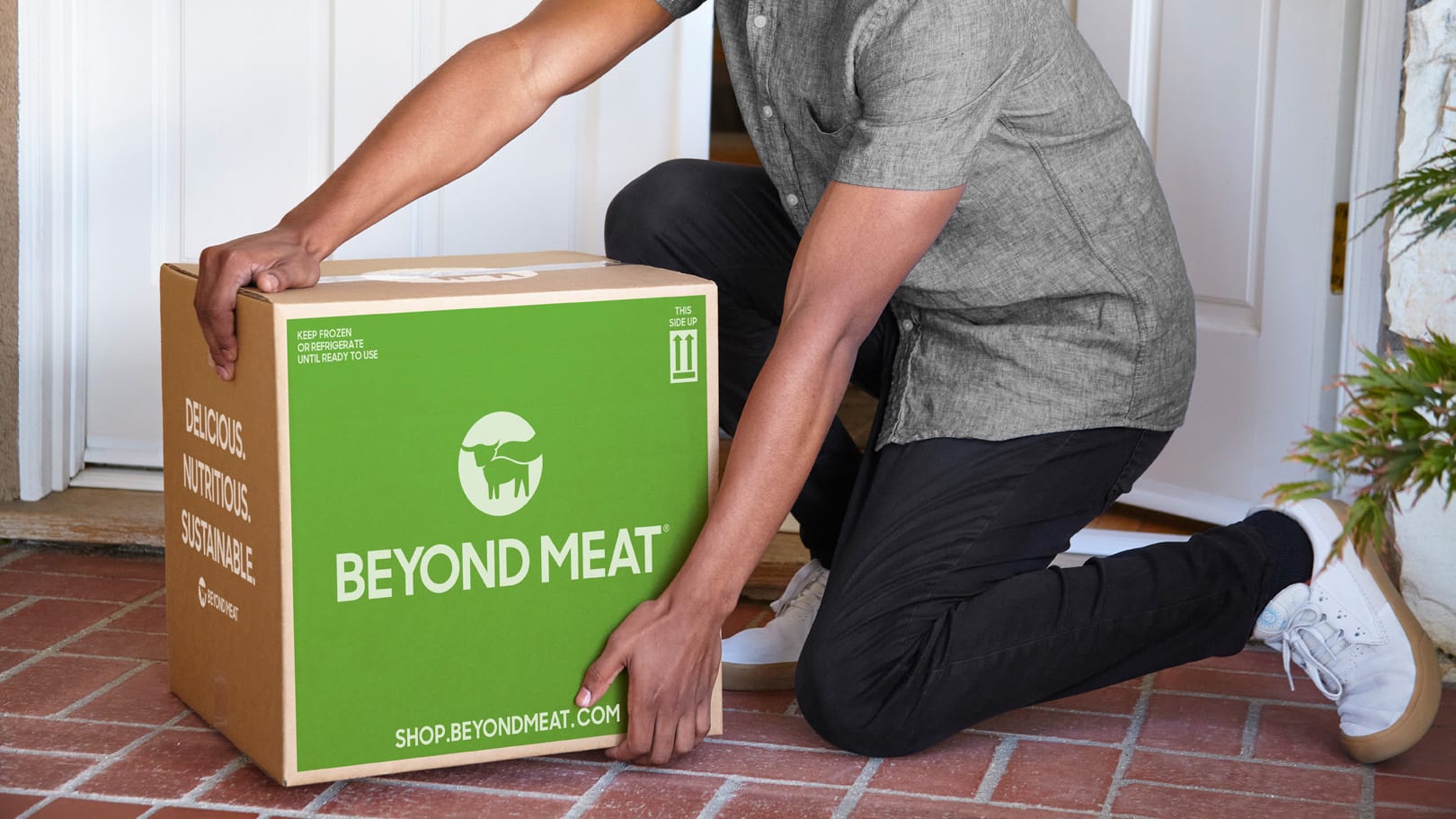 Beyond Meat will now ship its plant-based burgers to your home - Fast ...