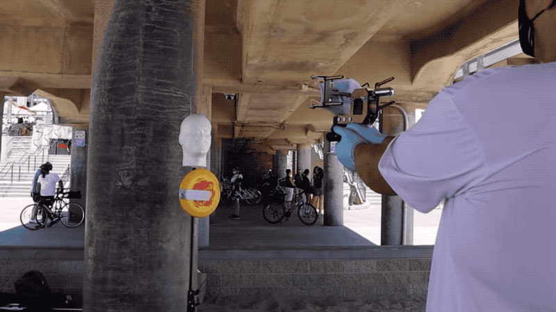 This mask-shooting gun solves the American problem of not wearing masks ...