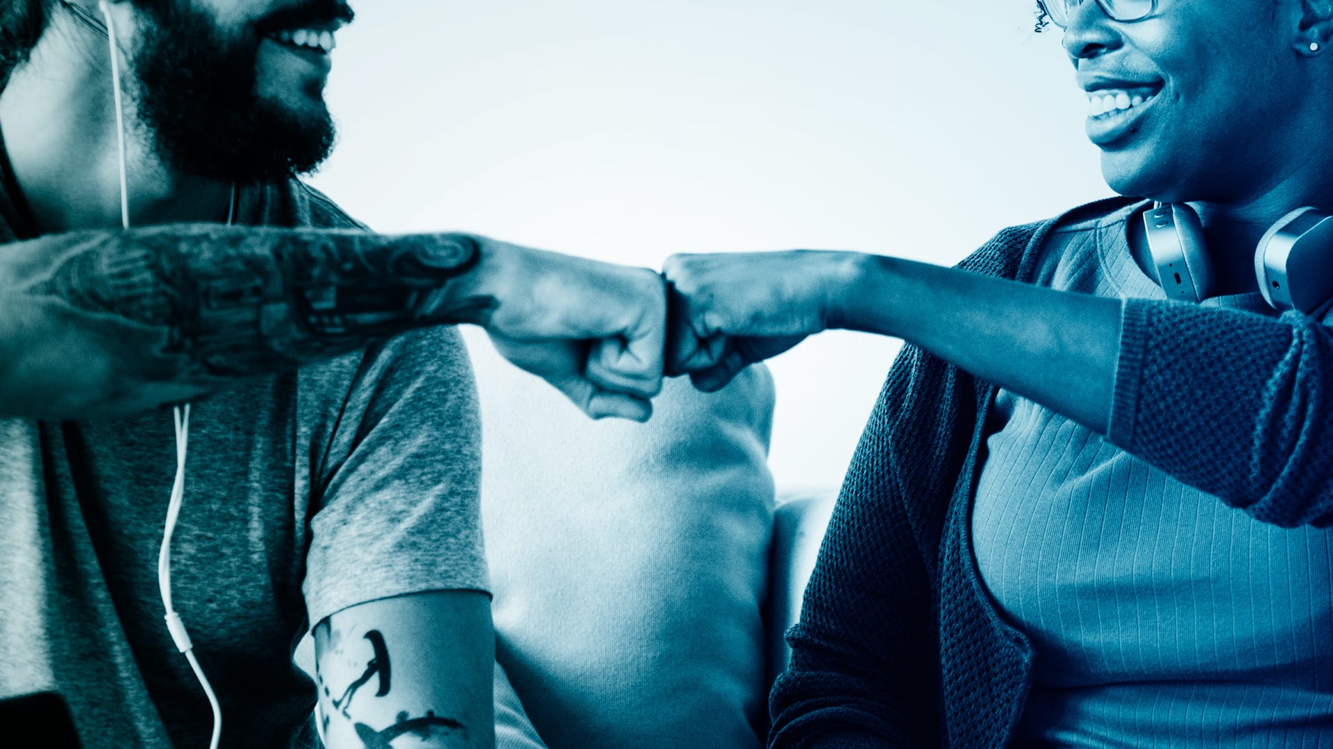 5 ways to connect with people almost instantly, even when you're remote ...