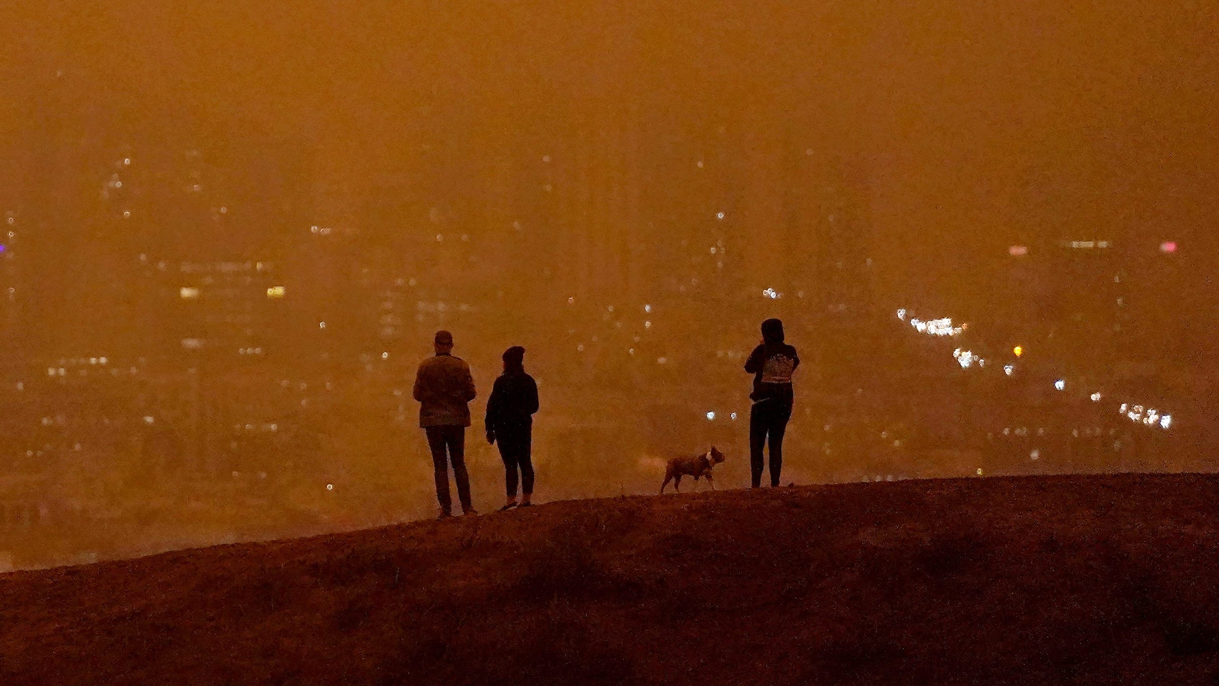 What does off-the-charts bad air from wildfire smoke do to our long ...