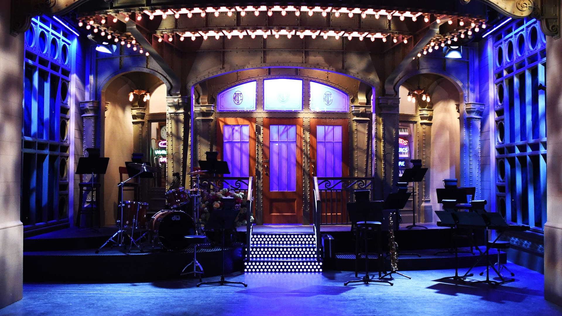 SNL's debate sketch is everything you don't like about 'SNL' now - Fast ...