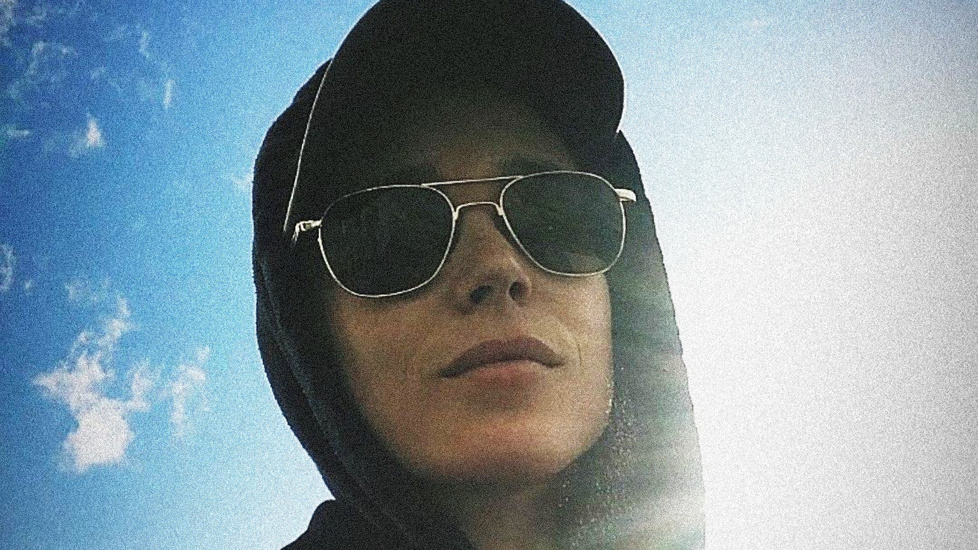 Read 'Juno' star Elliot Page's letter coming out as trans and messages ...