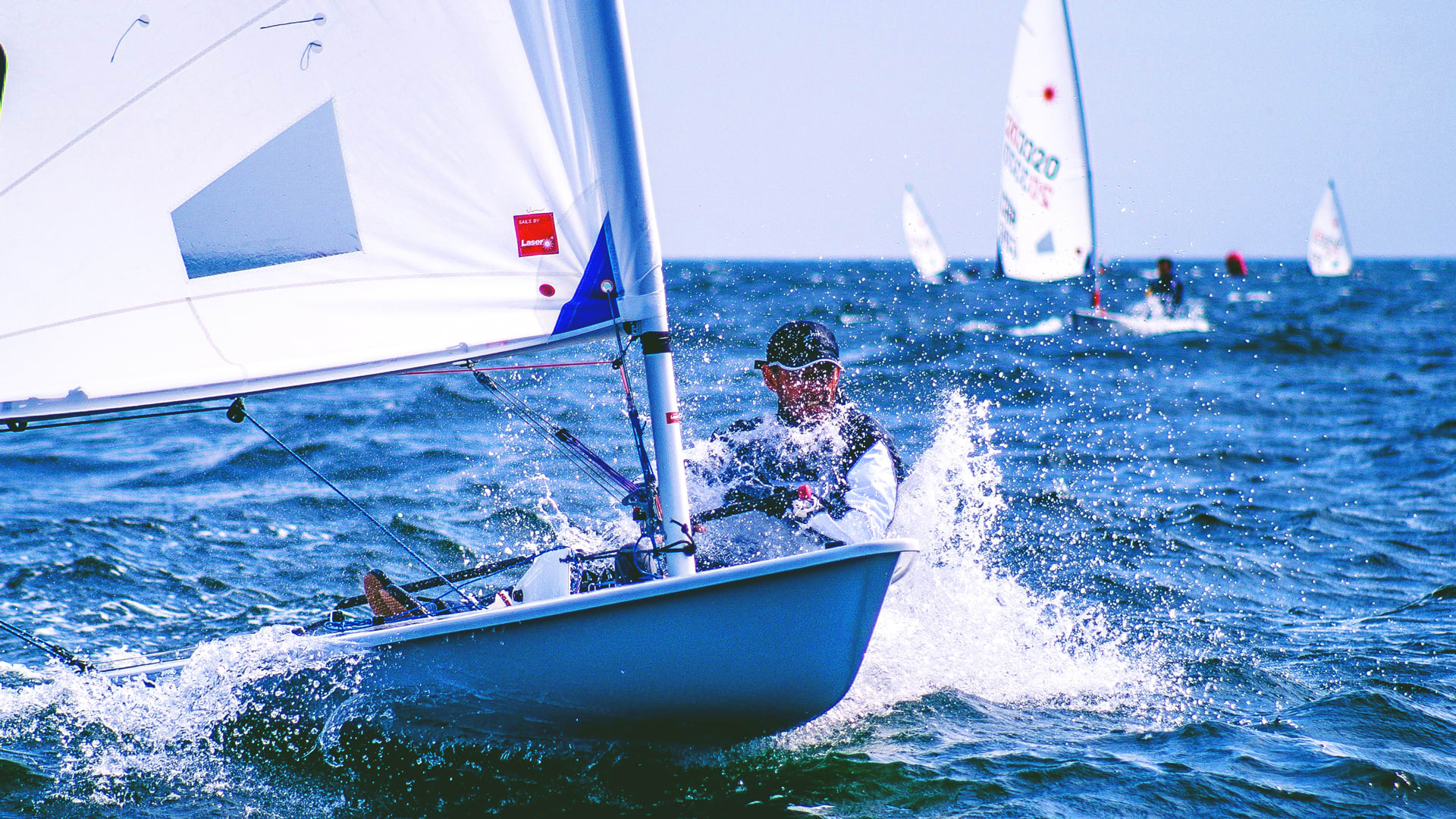 6 lessons in teamwork leaders can learn from competitive sailing - Fast ...