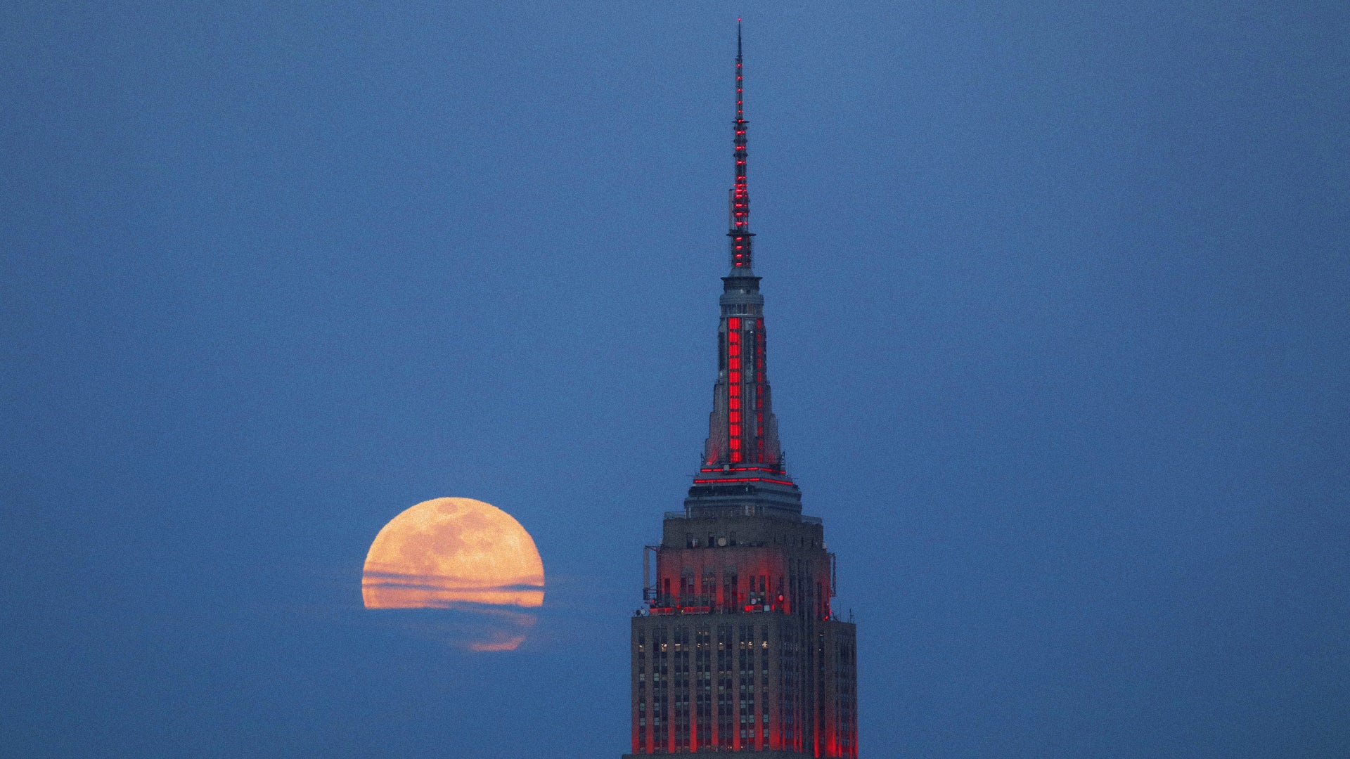 There's a 'pink' full moon tonight, and it's super. Here's what to know ...