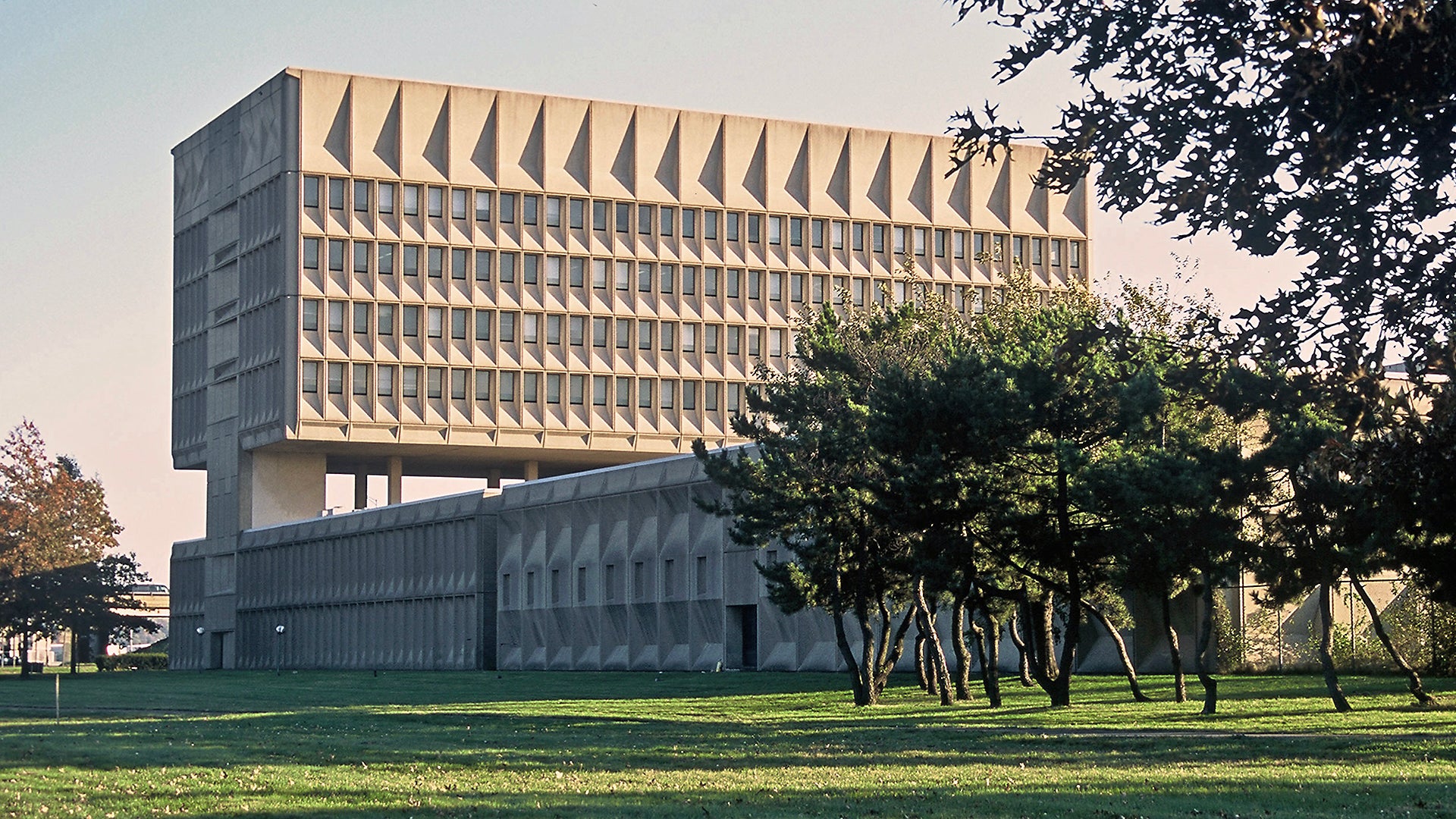 A Brutalist building by a Bauhaus master is reborn as a net-zero hotel ...