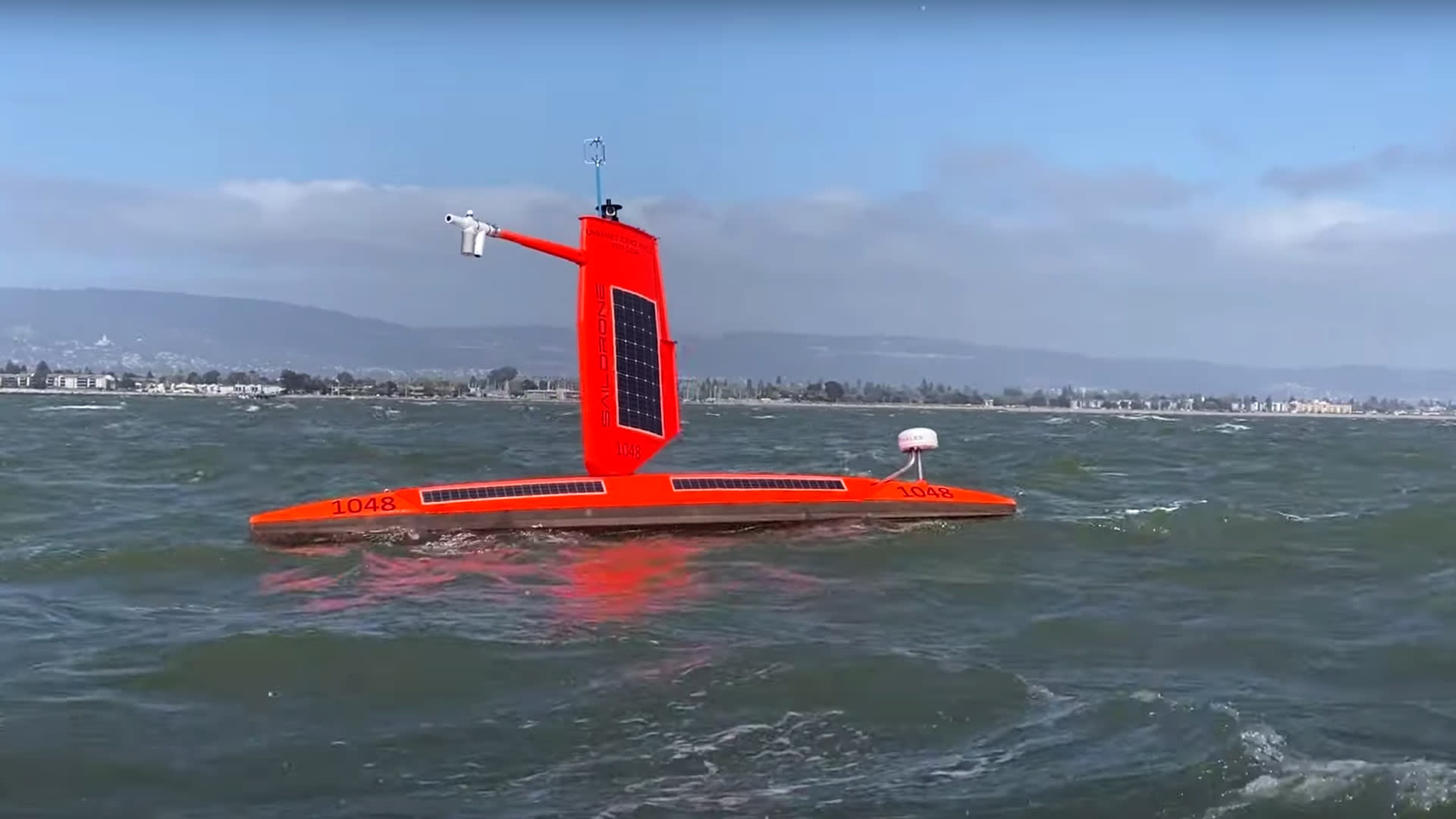 This unbelievable video shows what the inside of a hurricane looks like ...