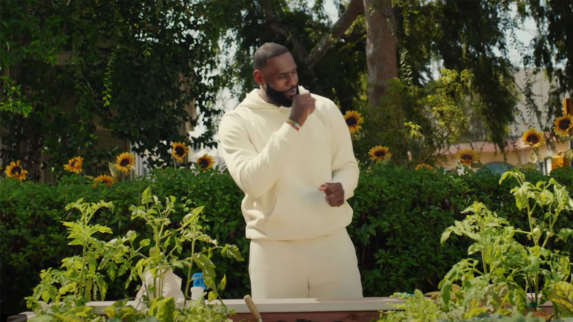 Watch: The NBA celebrates 75 years with an epic new ad of stars and ...