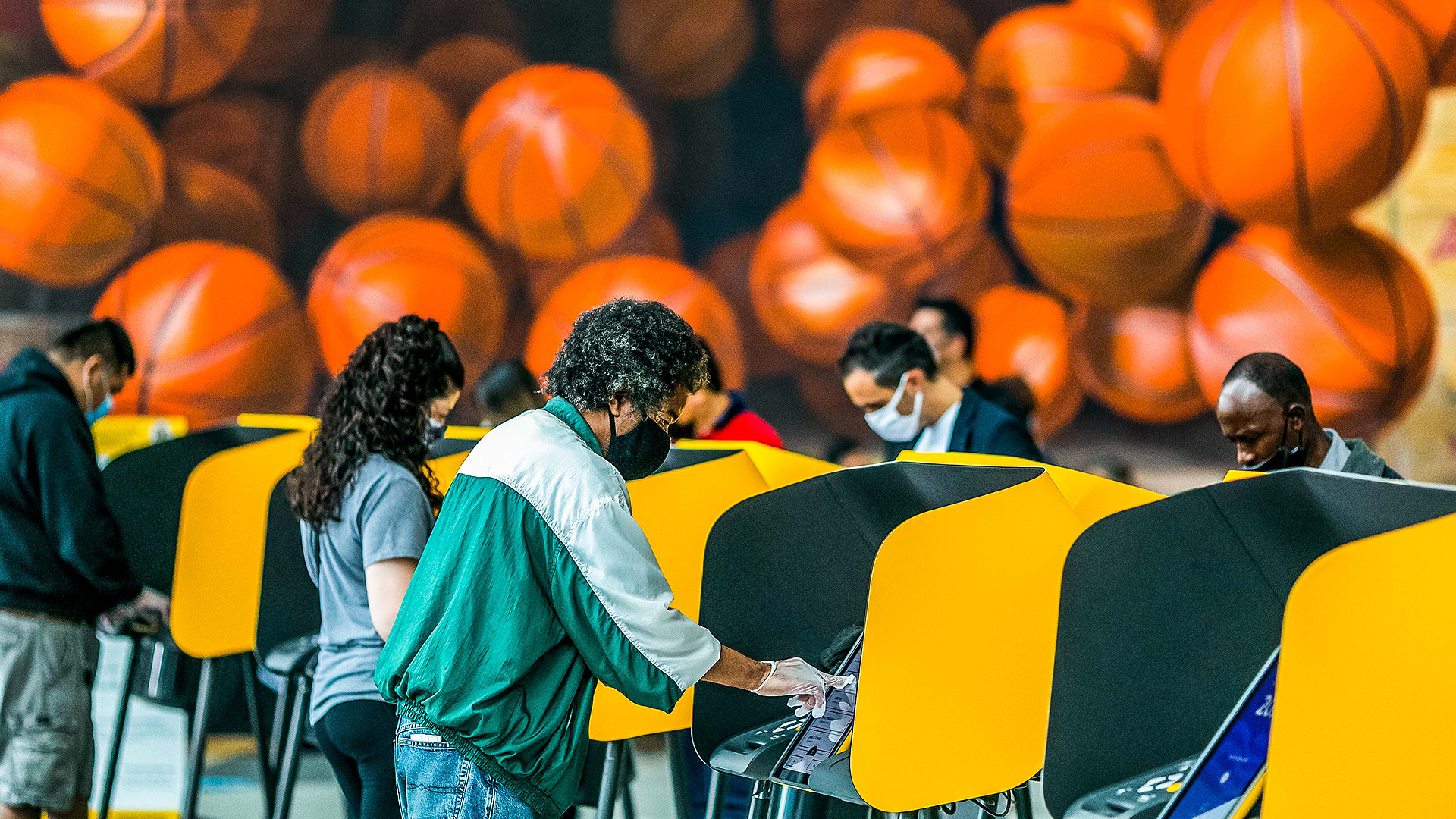 Sports stadiums were effective polling places in 2020. Will they open ...