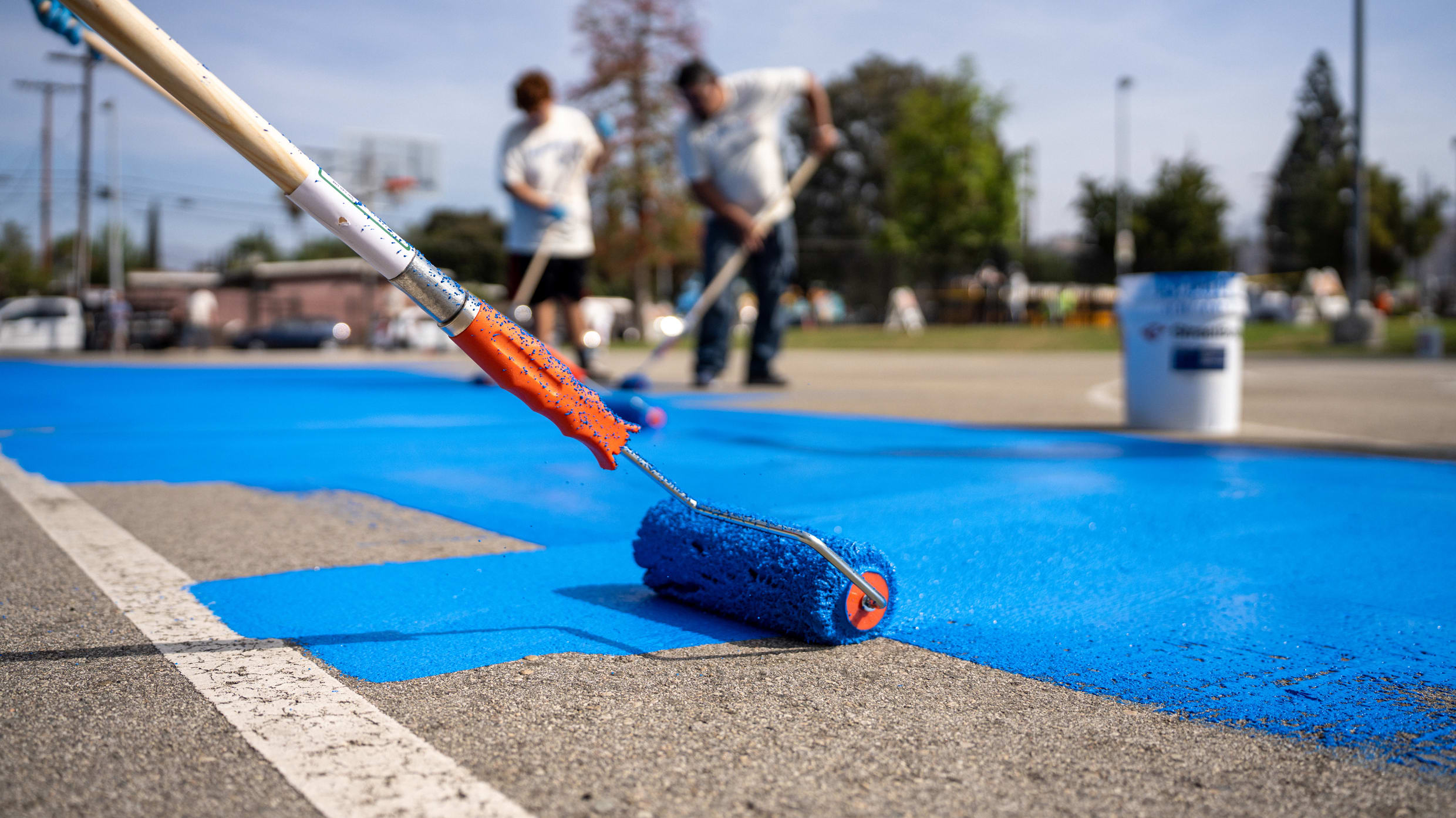 1 million square feet of L.A. roads are being covered with solar ...
