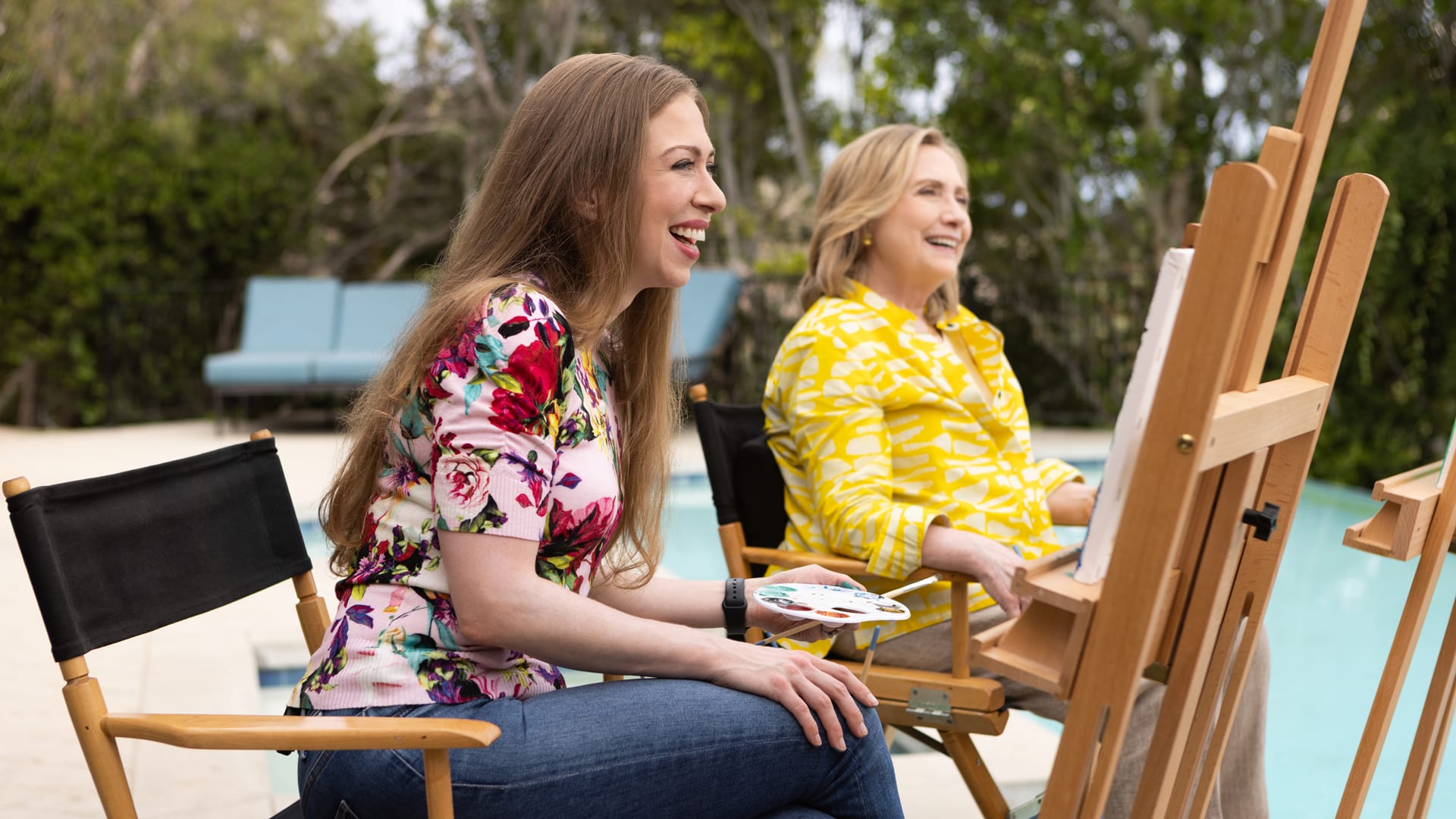 Hillary and Chelsea Clinton get 'Gutsy' on new Apple TV+ series - Fast ...