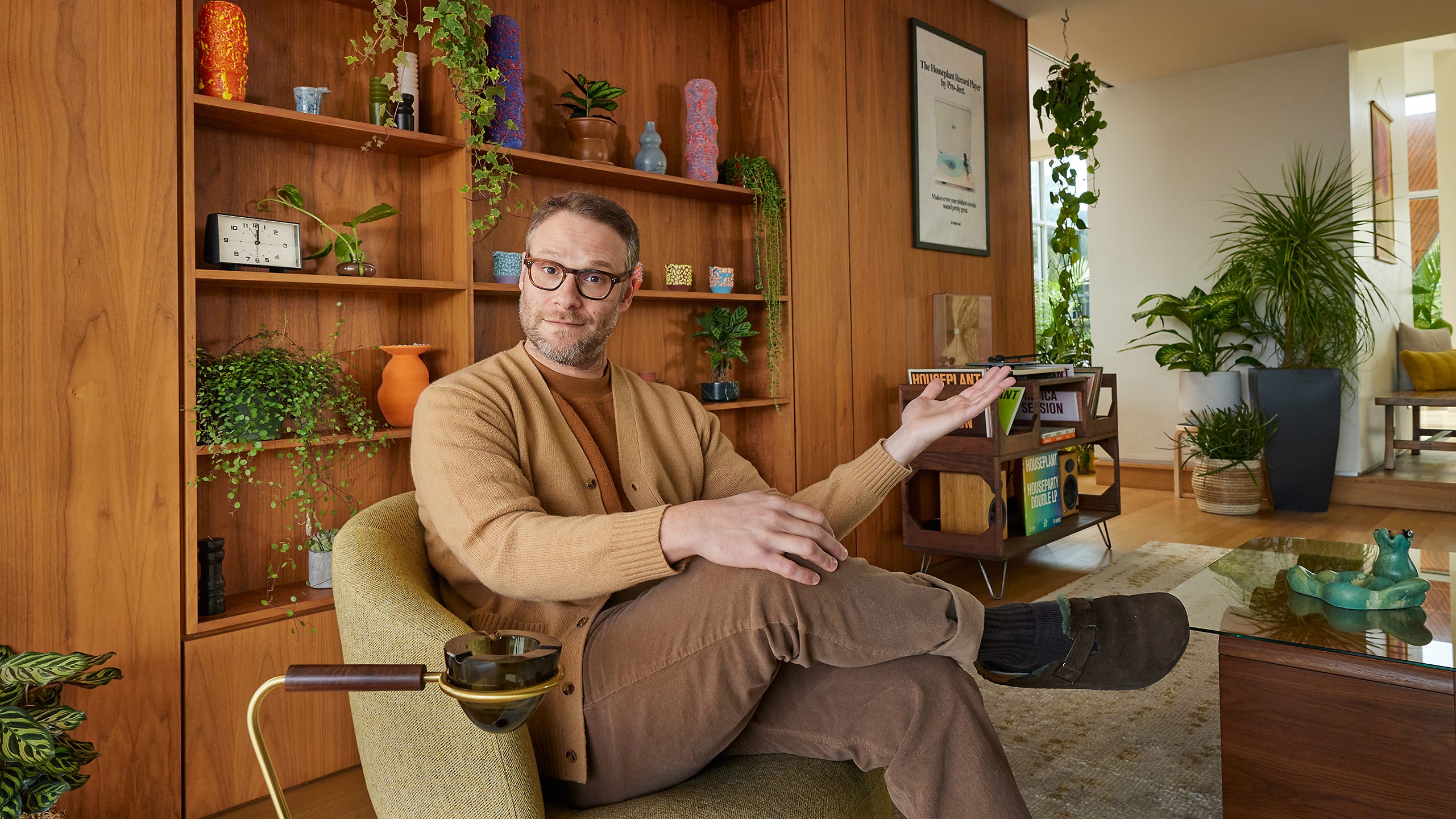 Now you can spend the night with Seth Rogen in an Airbnb, courtesy of ...