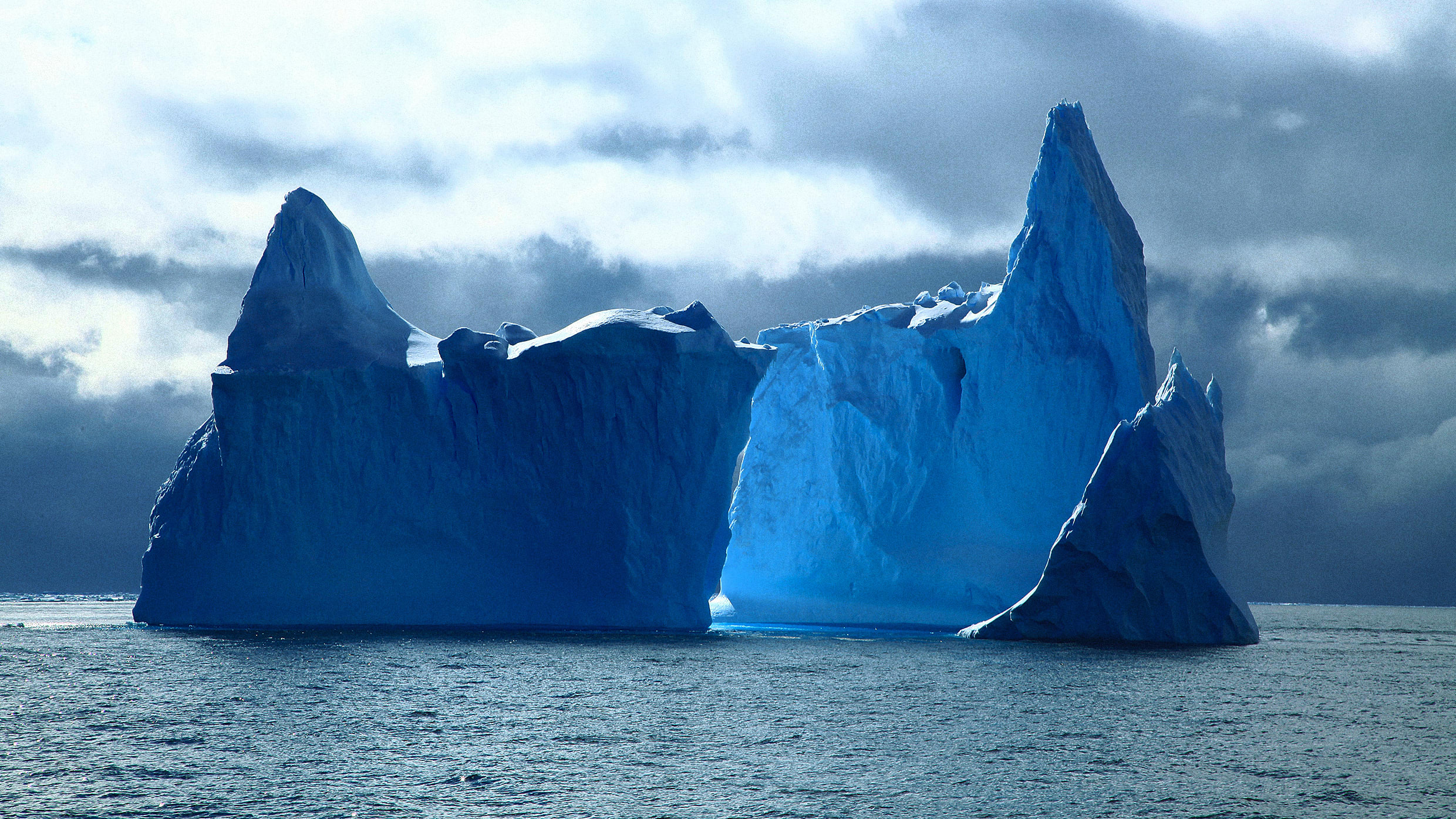 The man who wants to haul an iceberg to Cape Town
