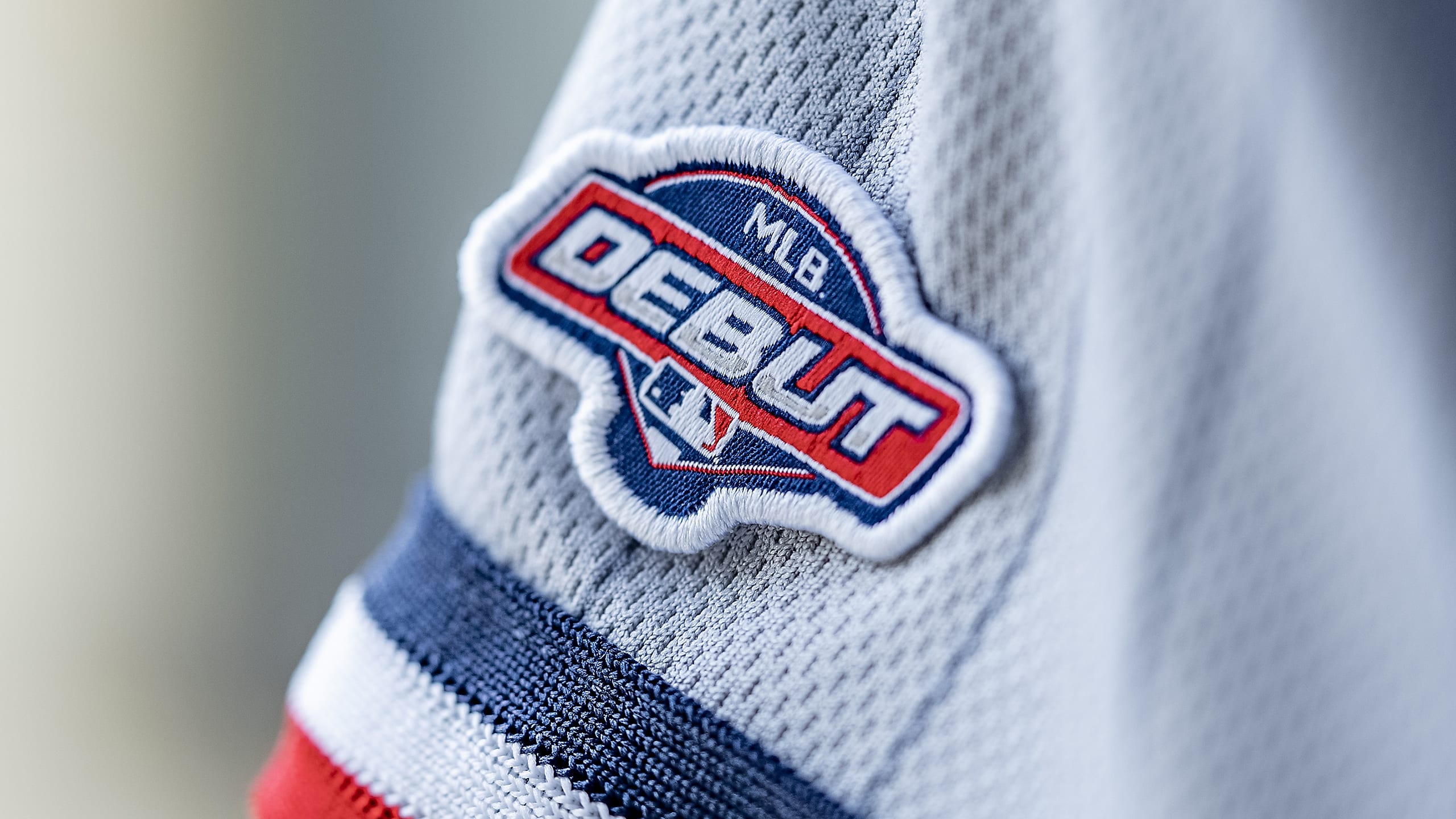 Fanatics Collectibles, Topps debut memorabilia MLB rookie patches