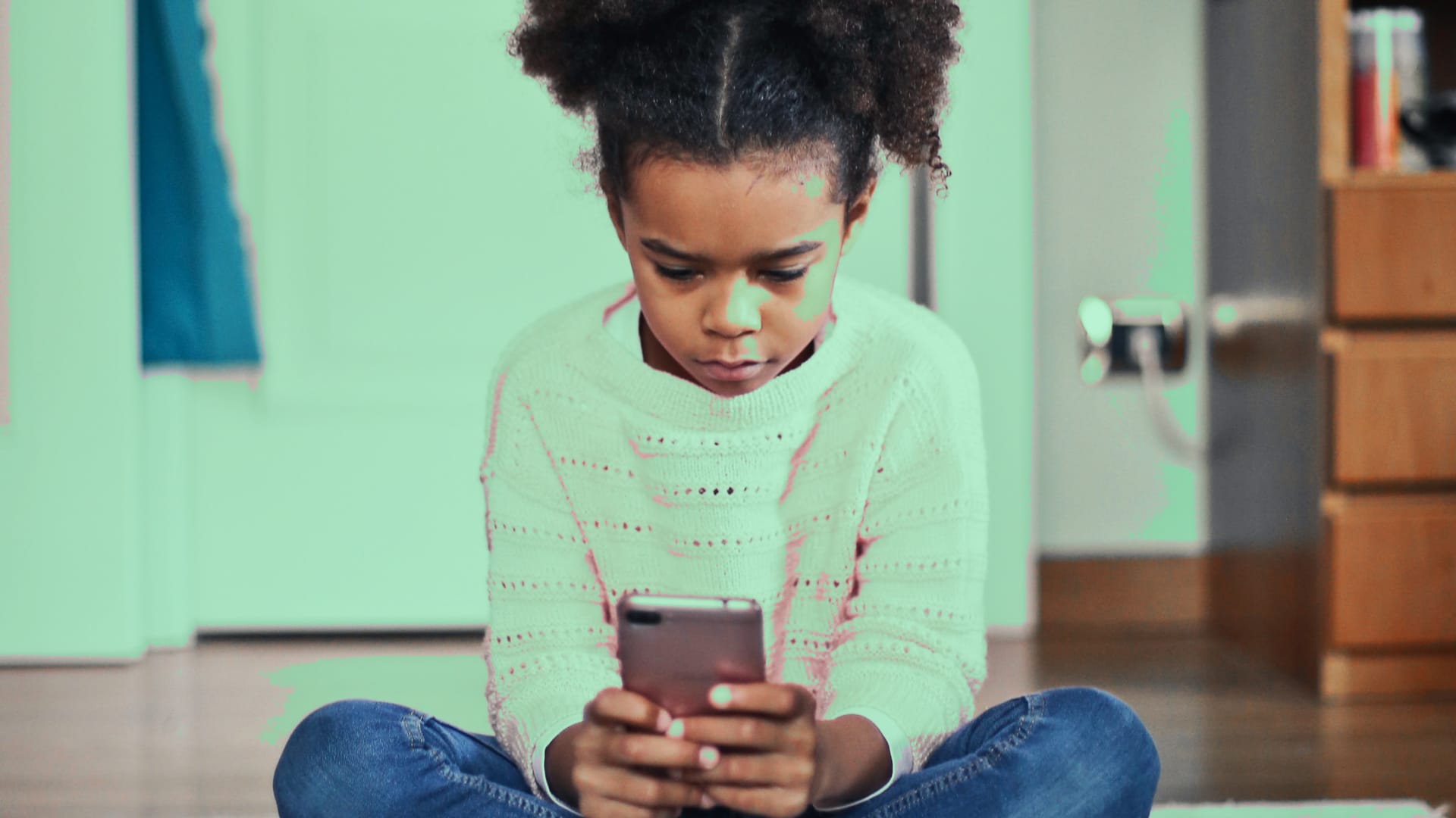 Parents: AI bots will want to be friends with your kids. Don't let them