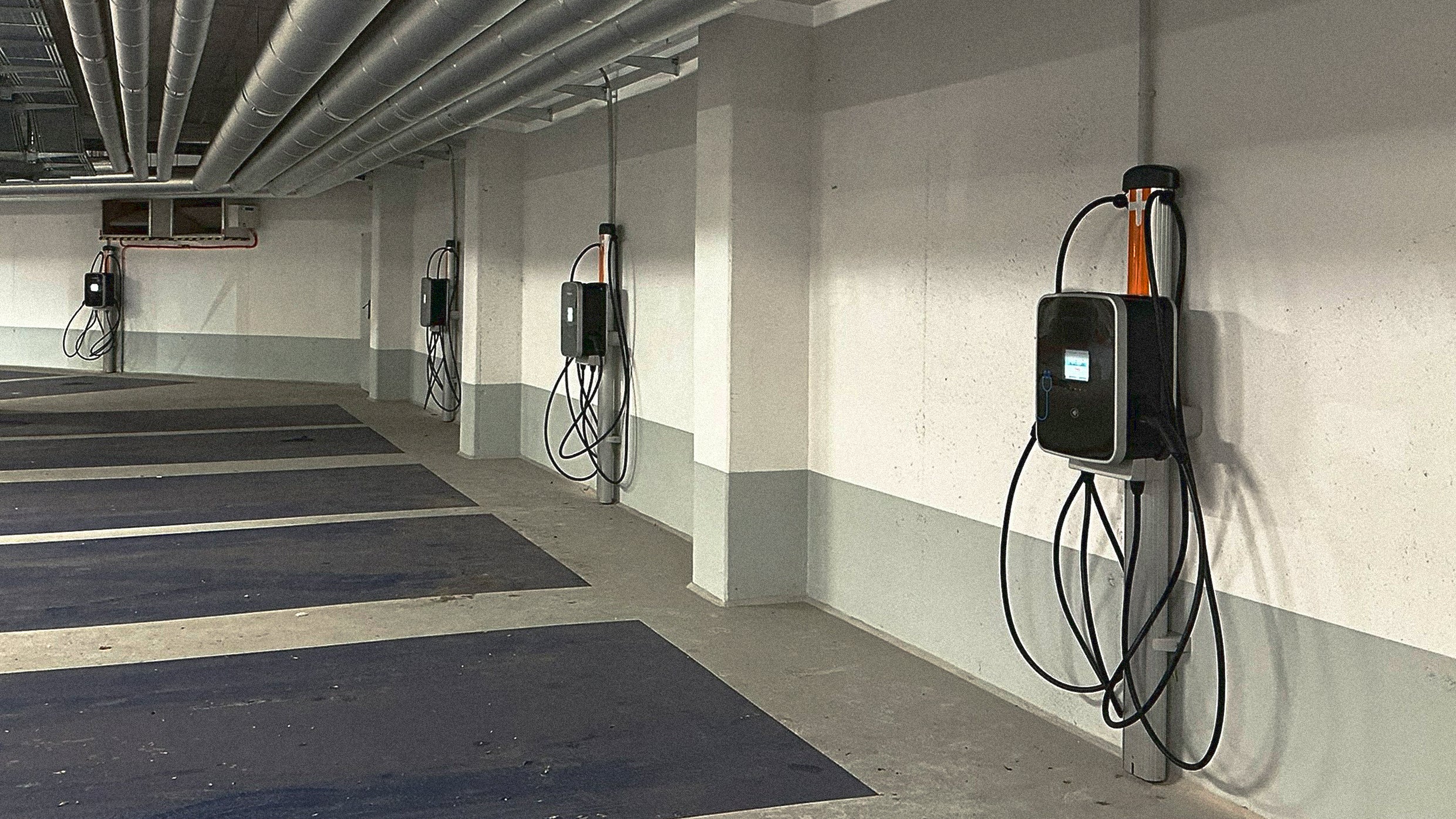 What is a right-to-charge law?