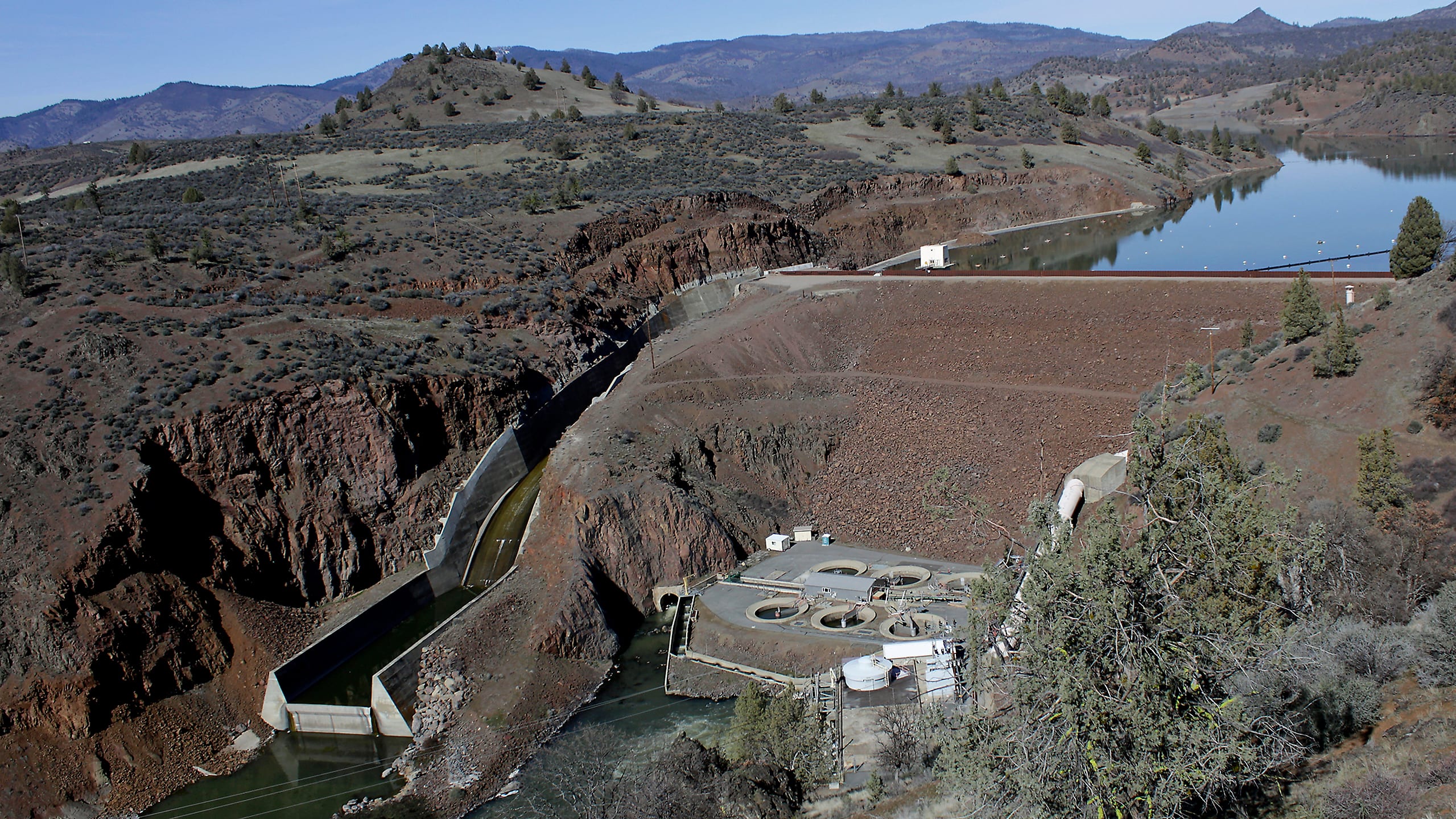 On the California-Oregon border, a massive dam-removal project is underway