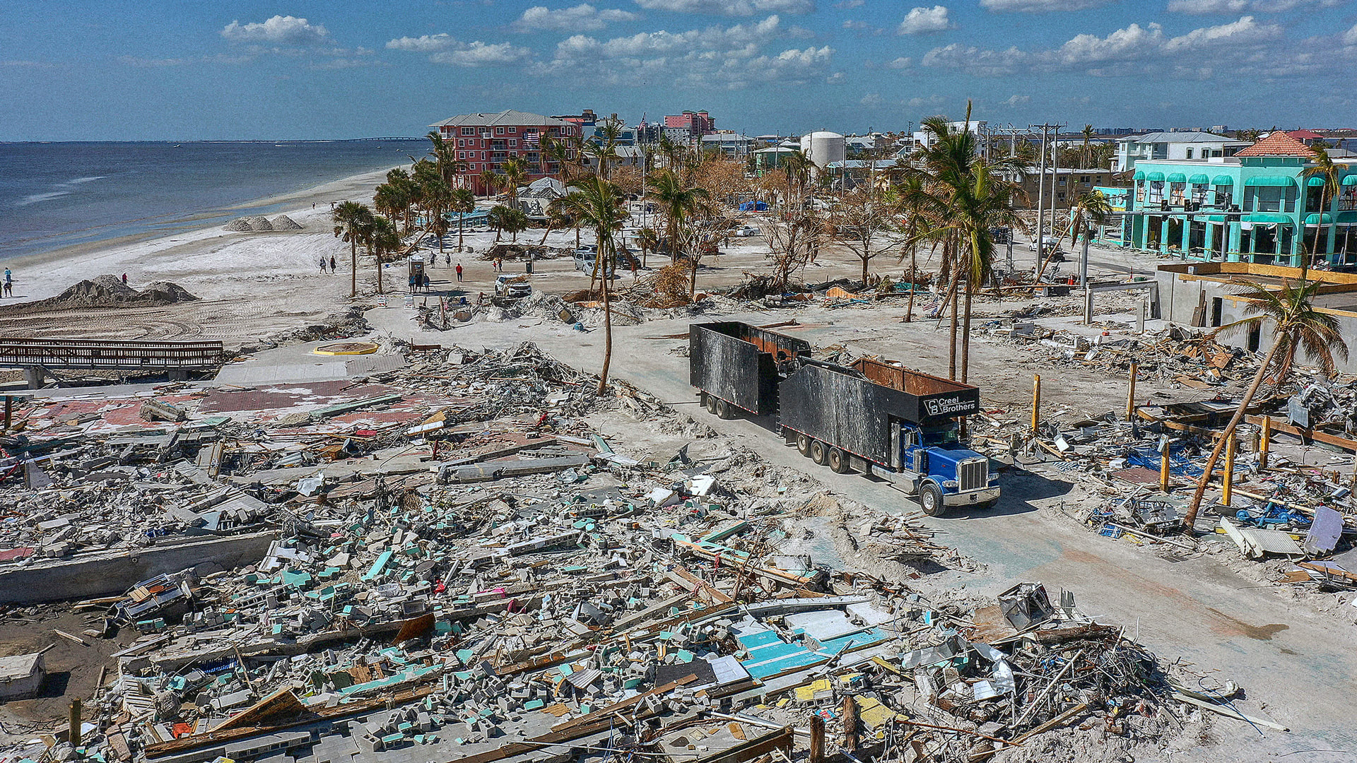 Sea rise means Florida towns may lose billions in property tax revenue